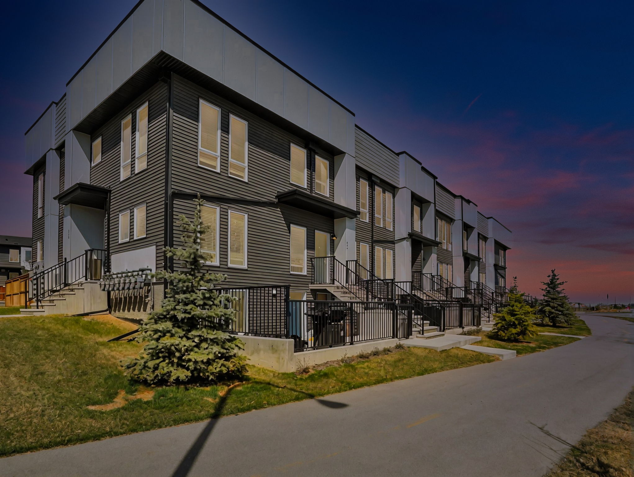 452 Seton Cir SE Calgary, AB T3M 3H1 | Air Unlimited Corp.