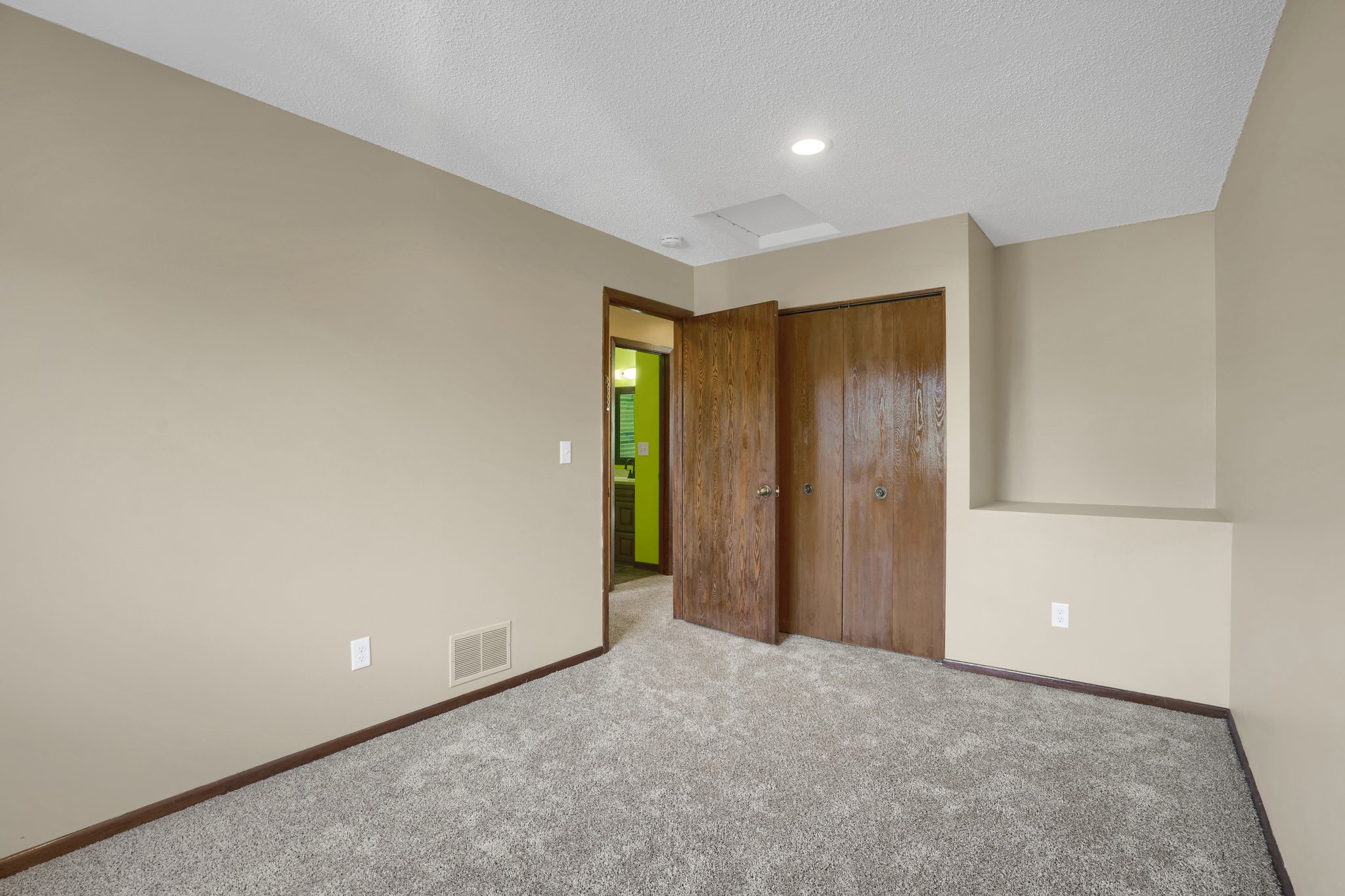 4584 Cinnamon Ridge Trail, Eagan, MN 55122 | Nordy Photography