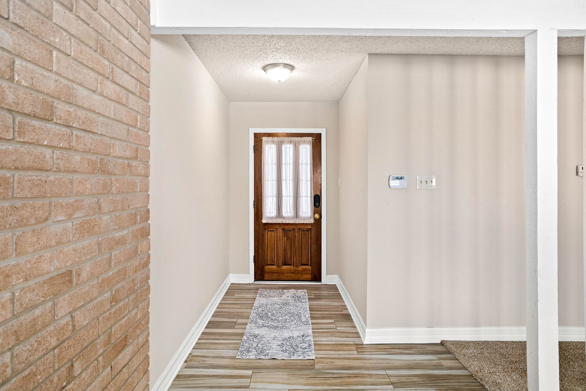 4600 Emory Oak Woods, San Antonio, TX 78249 | MrHevia Media