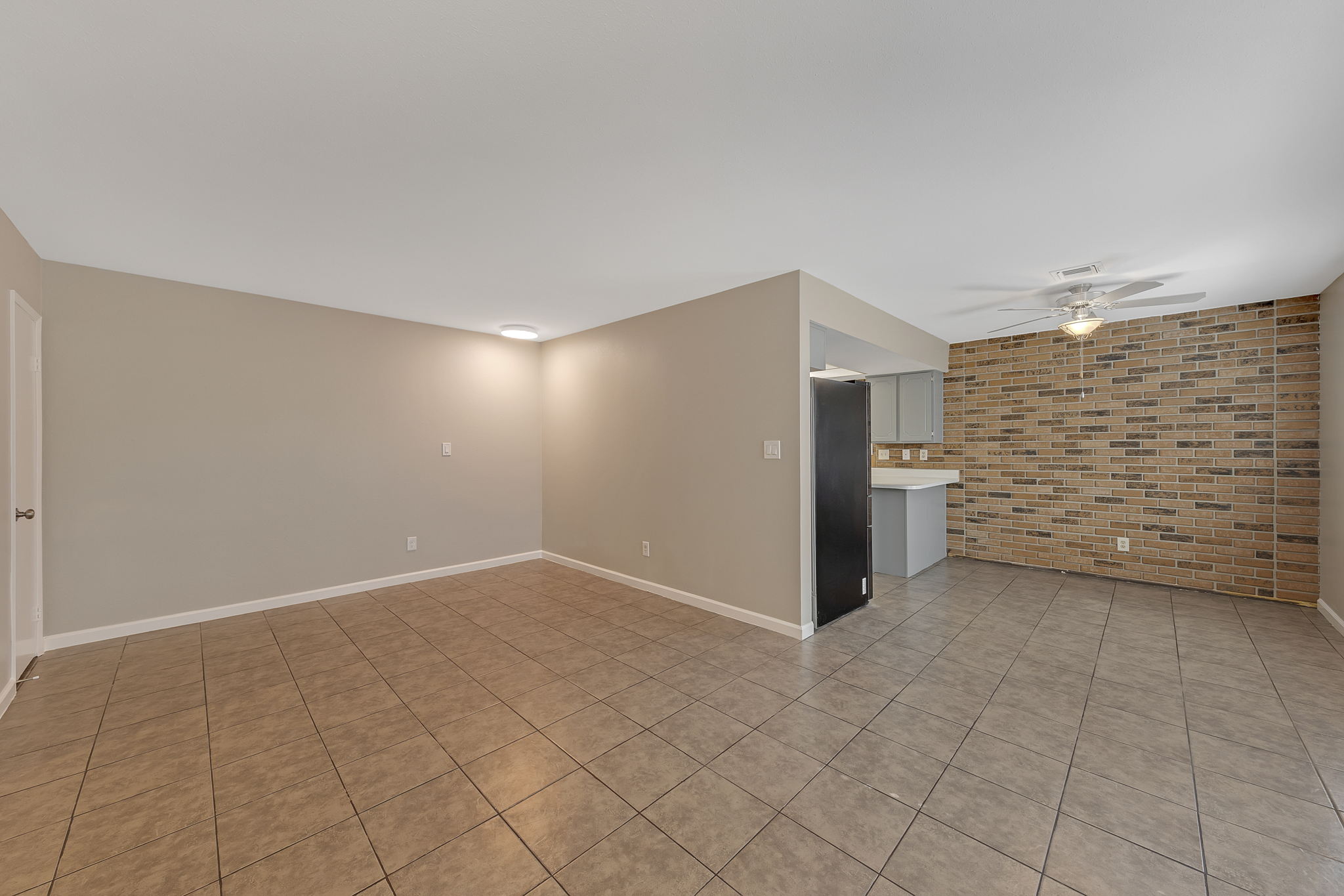 4698 Monterey Cir Unit 1, Las Vegas, NV 89169 | Keith Diamond ...