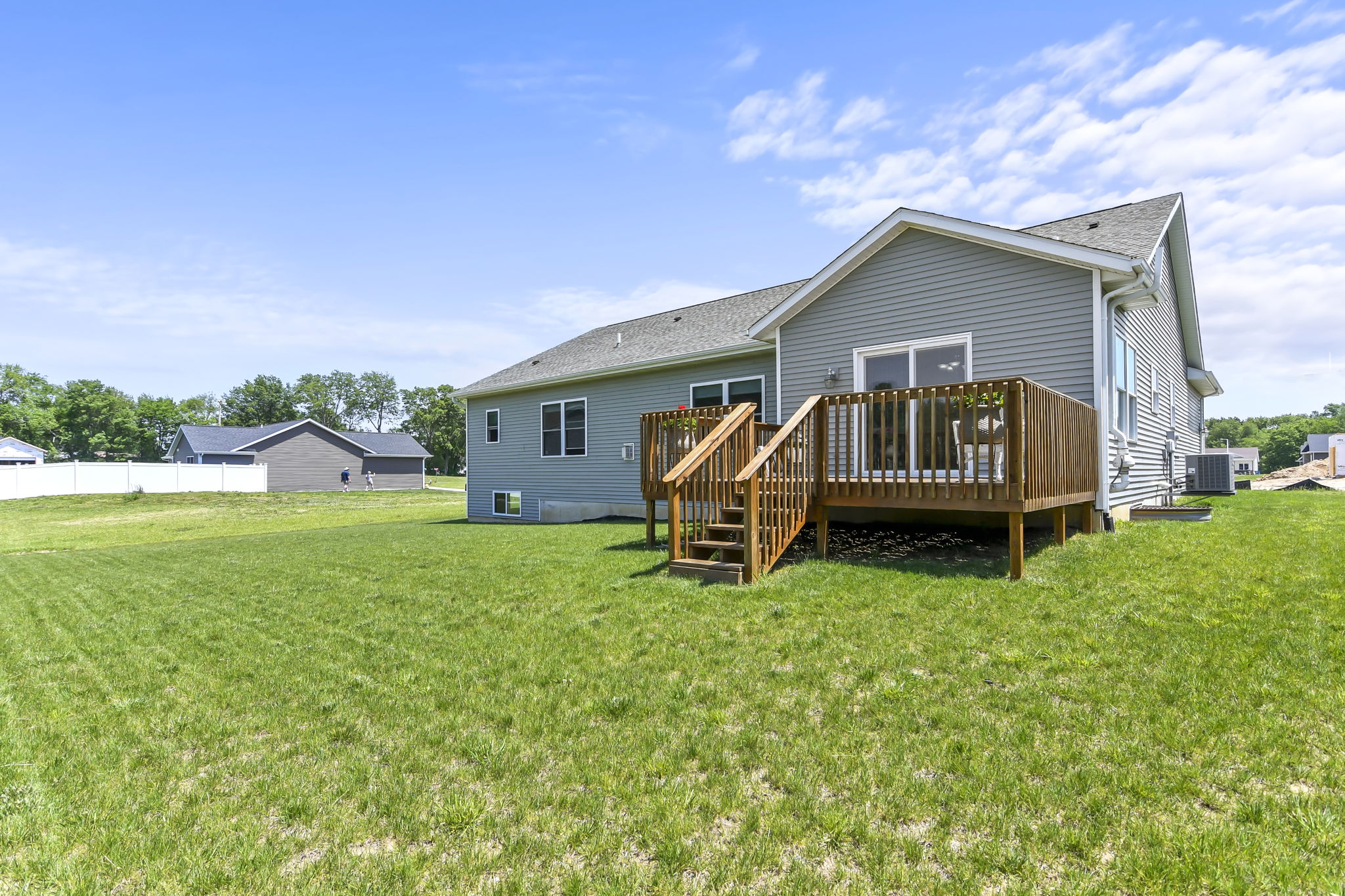 47 Plover Dr, Chatham, IL 62629 | Design Eyes Photography
