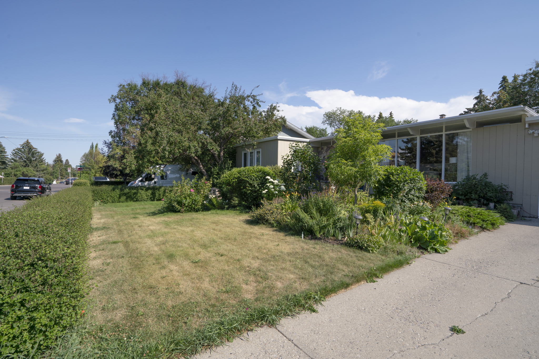 47 Windsor Crescent SW, Calgary, AB T2V 1V5 | Calgary Real Estate Photos