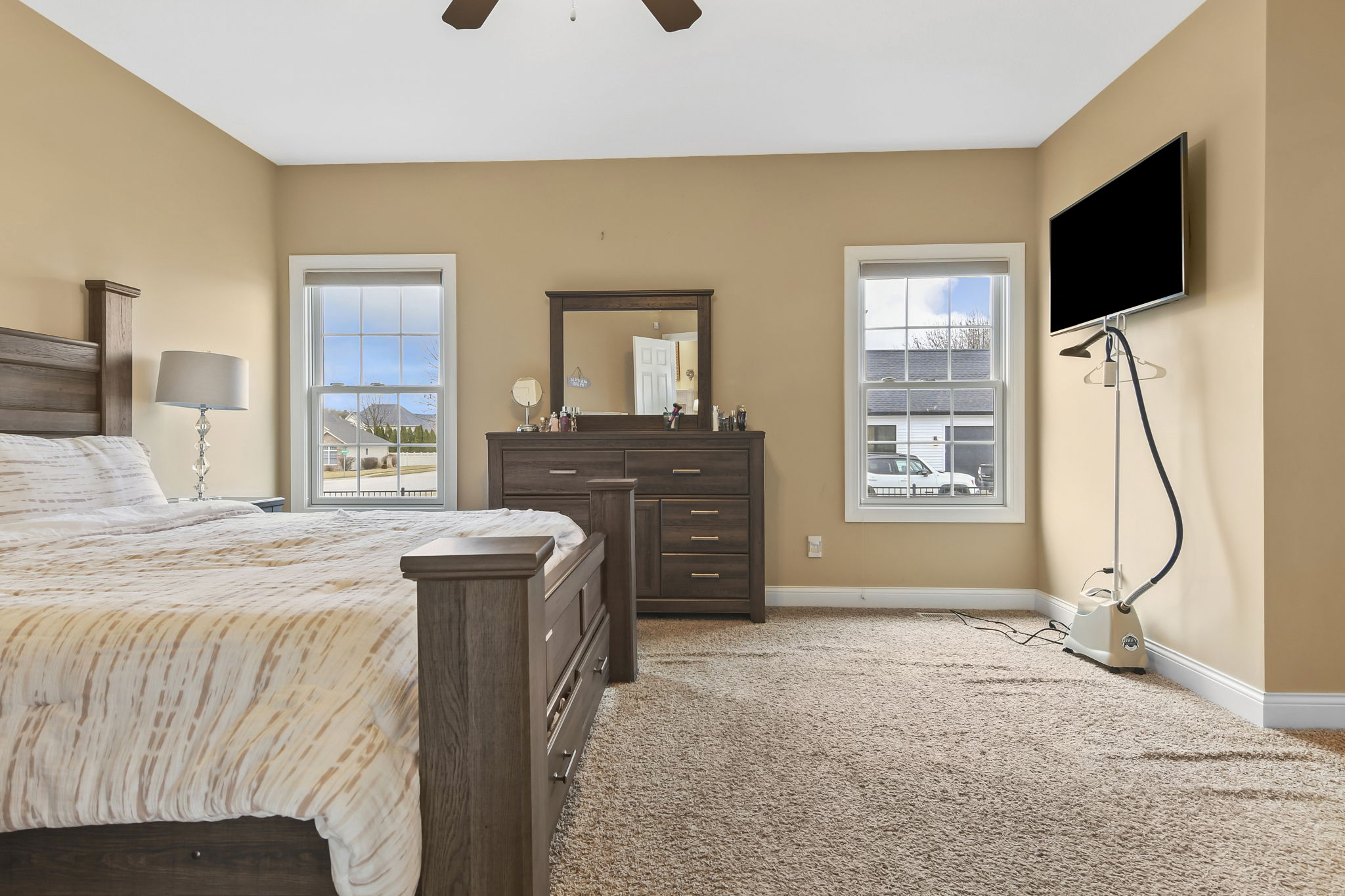 4700 Longfellow Dr, Springfield, IL 62711 | Design Eyes Photography