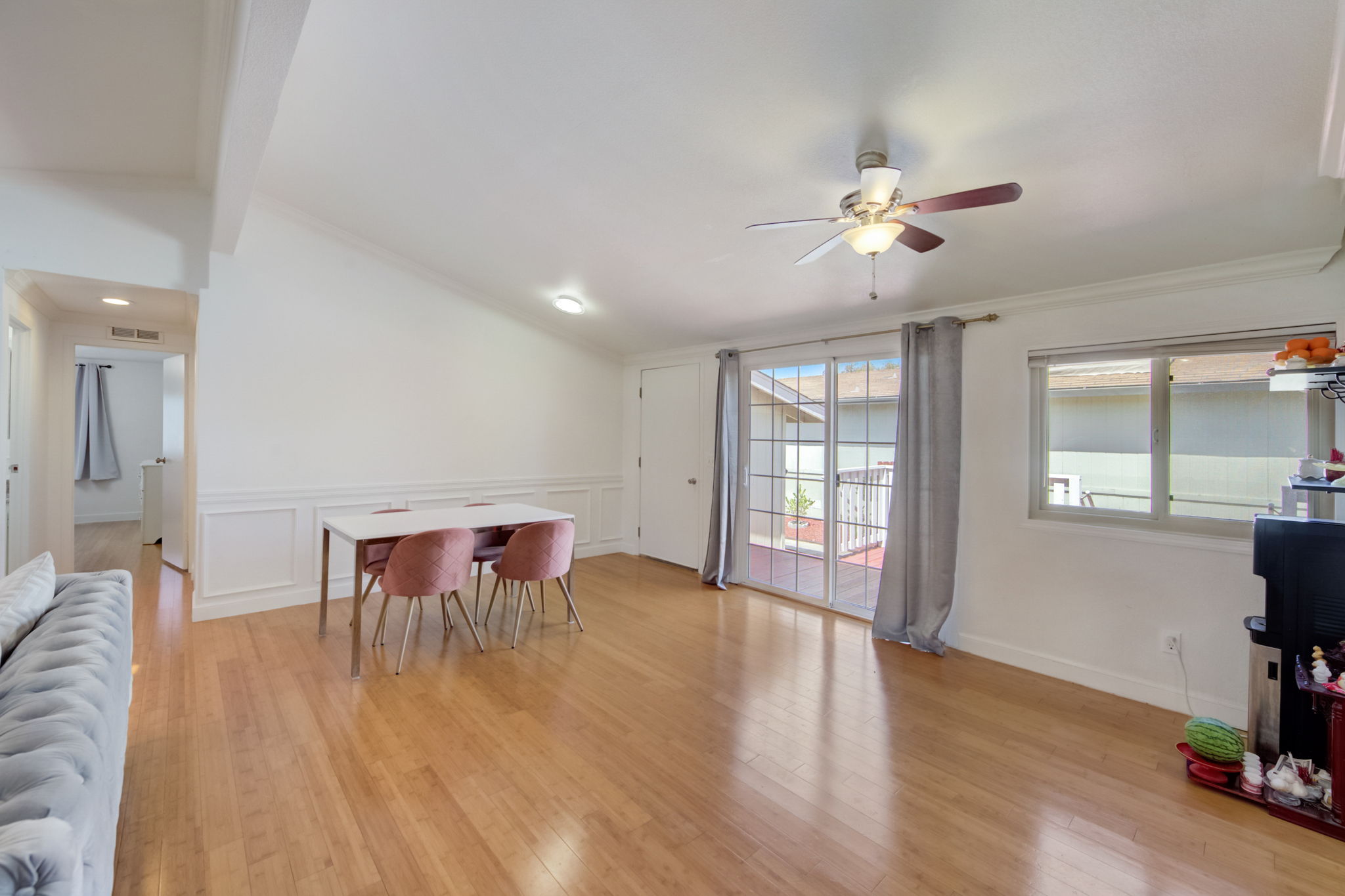 473 Chateau La Salle Dr 473, San Jose, CA 95111 | ShowingTime+ Listing Media Services