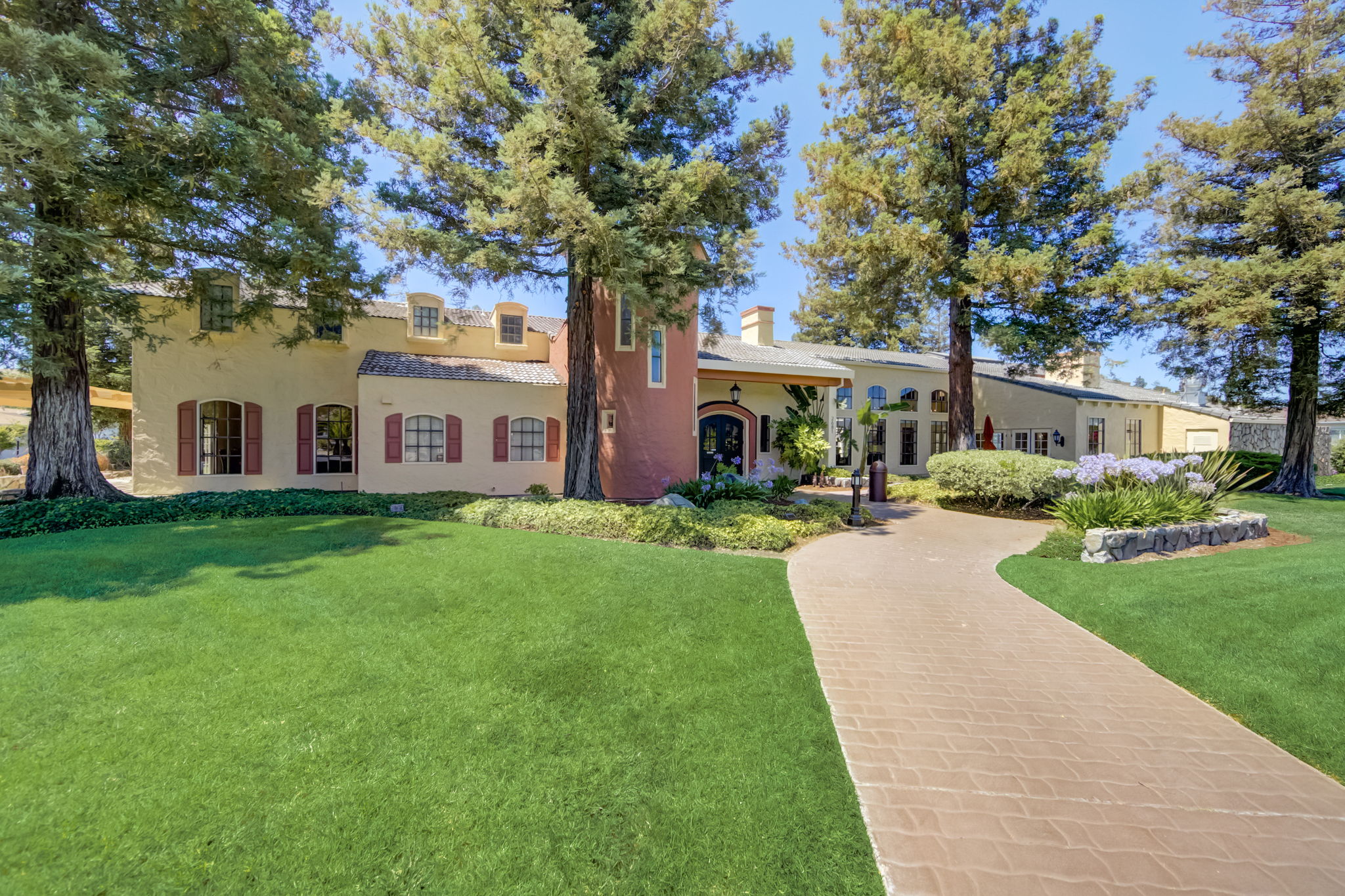 473 Chateau La Salle Dr 473, San Jose, CA 95111 | ShowingTime+ Listing Media Services