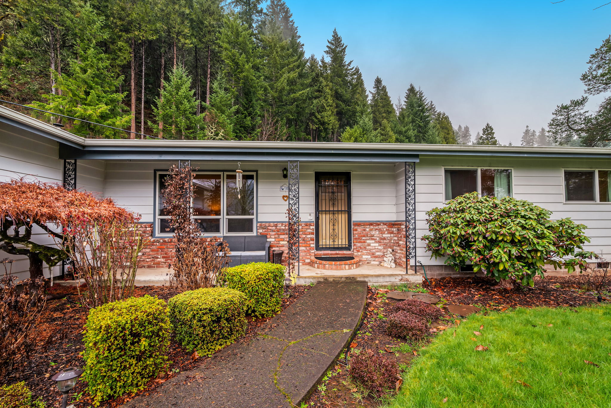 47437 W 2nd St, Oakridge, OR 97463 | Northwest Photography and Media