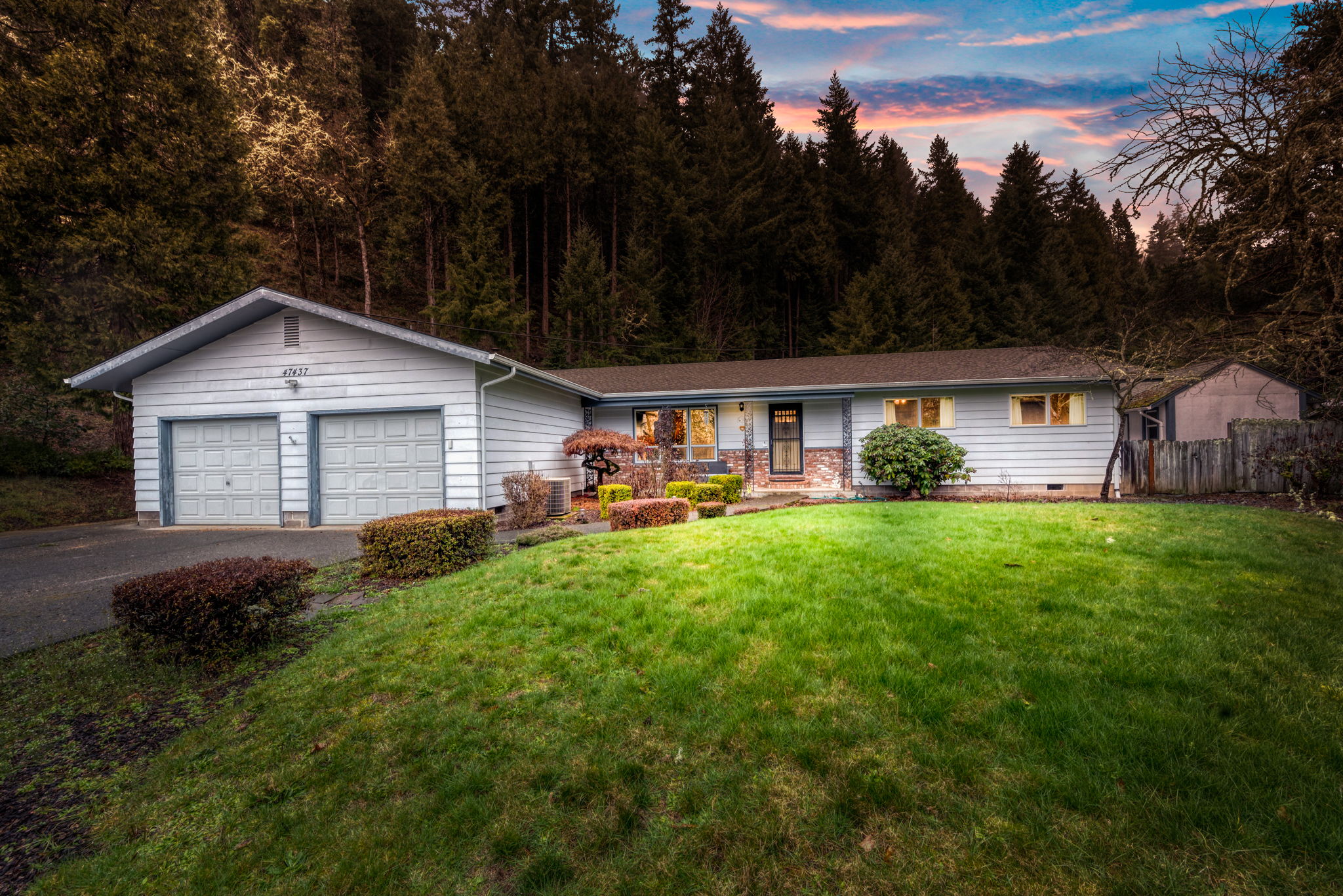 47437 W 2nd St, Oakridge, OR 97463 | Northwest Photography and Media