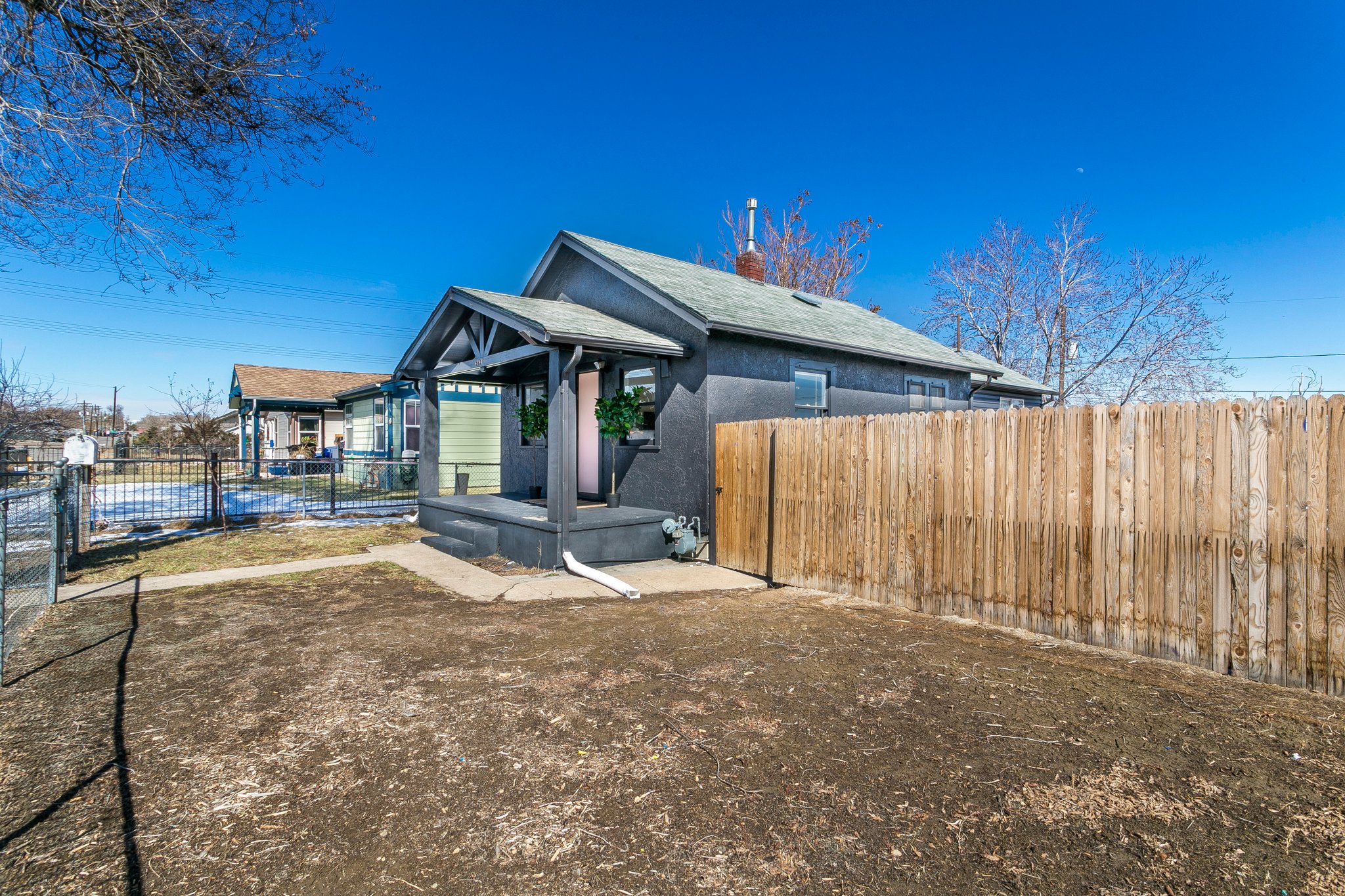 4748 Leaf Ct, Denver, CO 80216 | 8z Real Estate