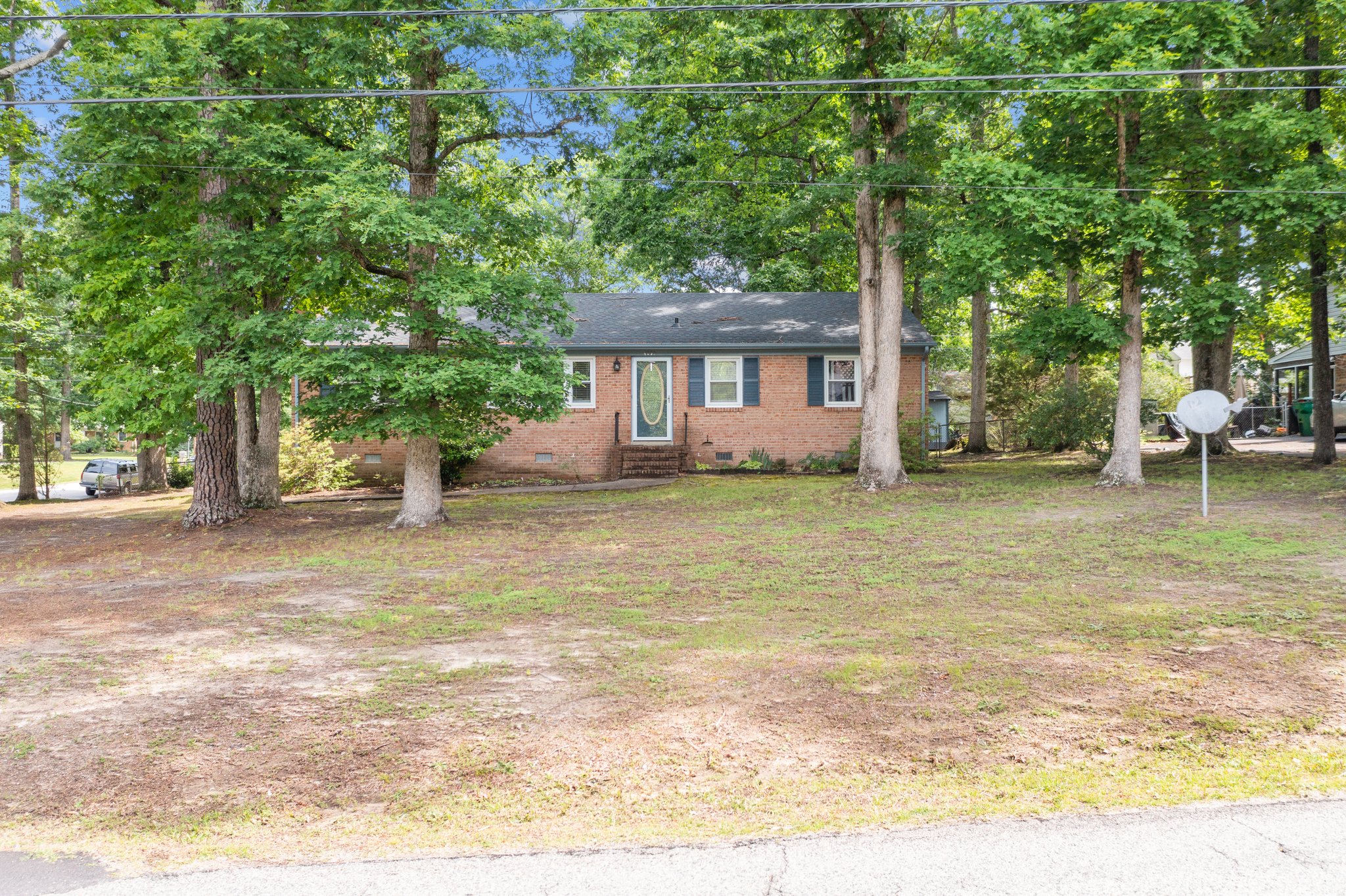 4852 Ecoff Ave, Chester, VA 23831