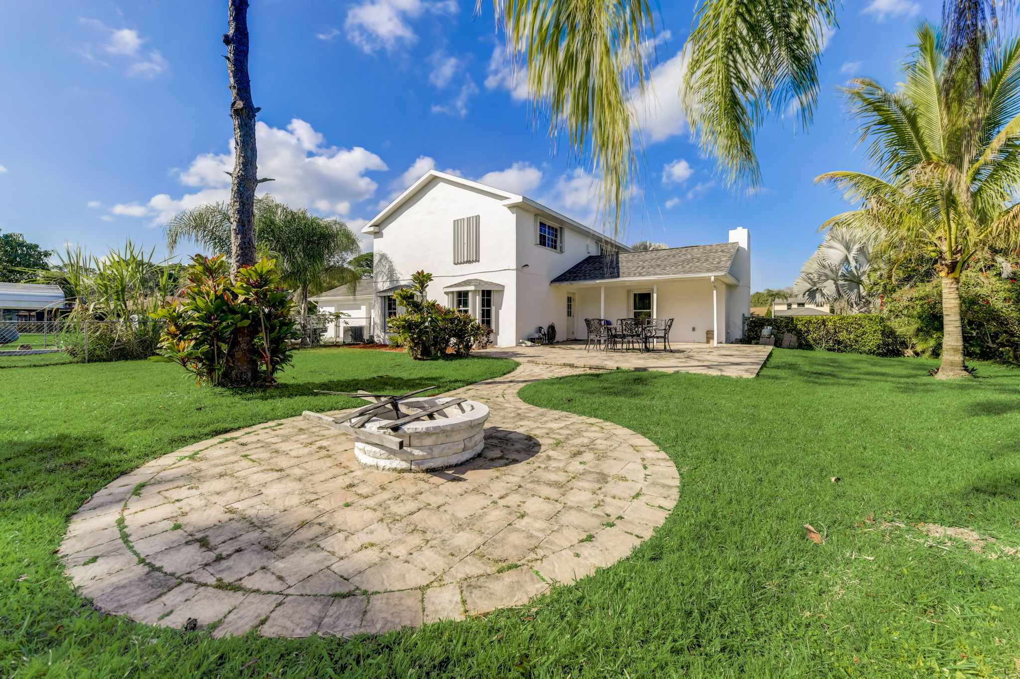 4945 Laguna Vista Dr, Melbourne, FL 32934 | Zillow Media Experts