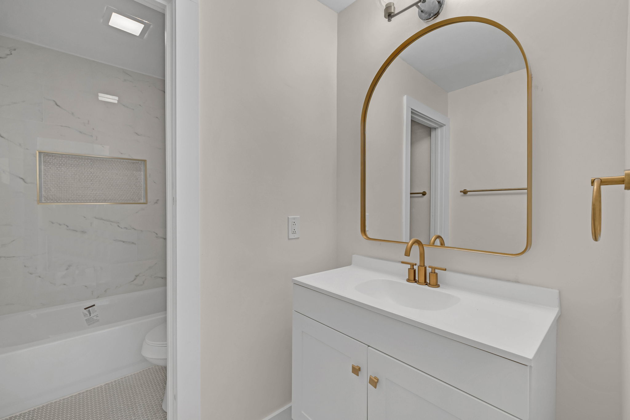 4958 Edmondson Pike J 48, Nashville, TN 37211 | 615 Media