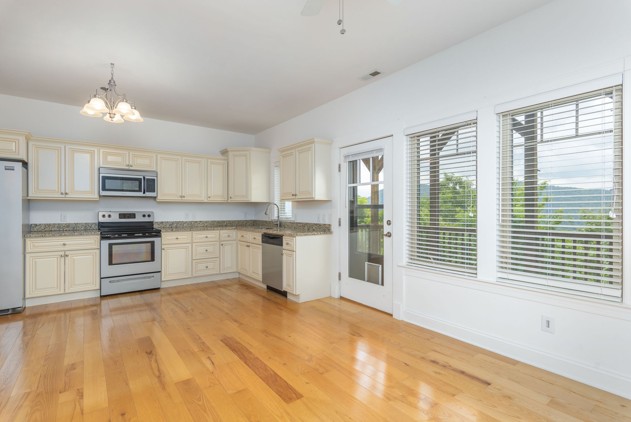 60 Hanuman Tr 5A, Clyde, NC 28721 | TCMPhotos