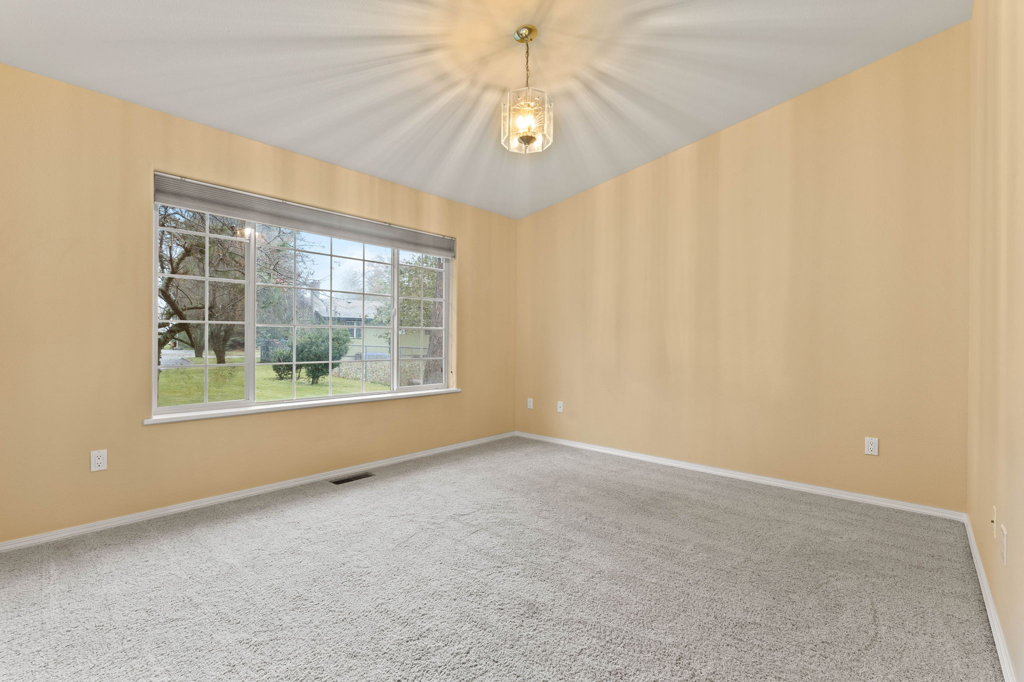 500 E Lacey Ave, Hayden, ID 83835 | Inside Spokane