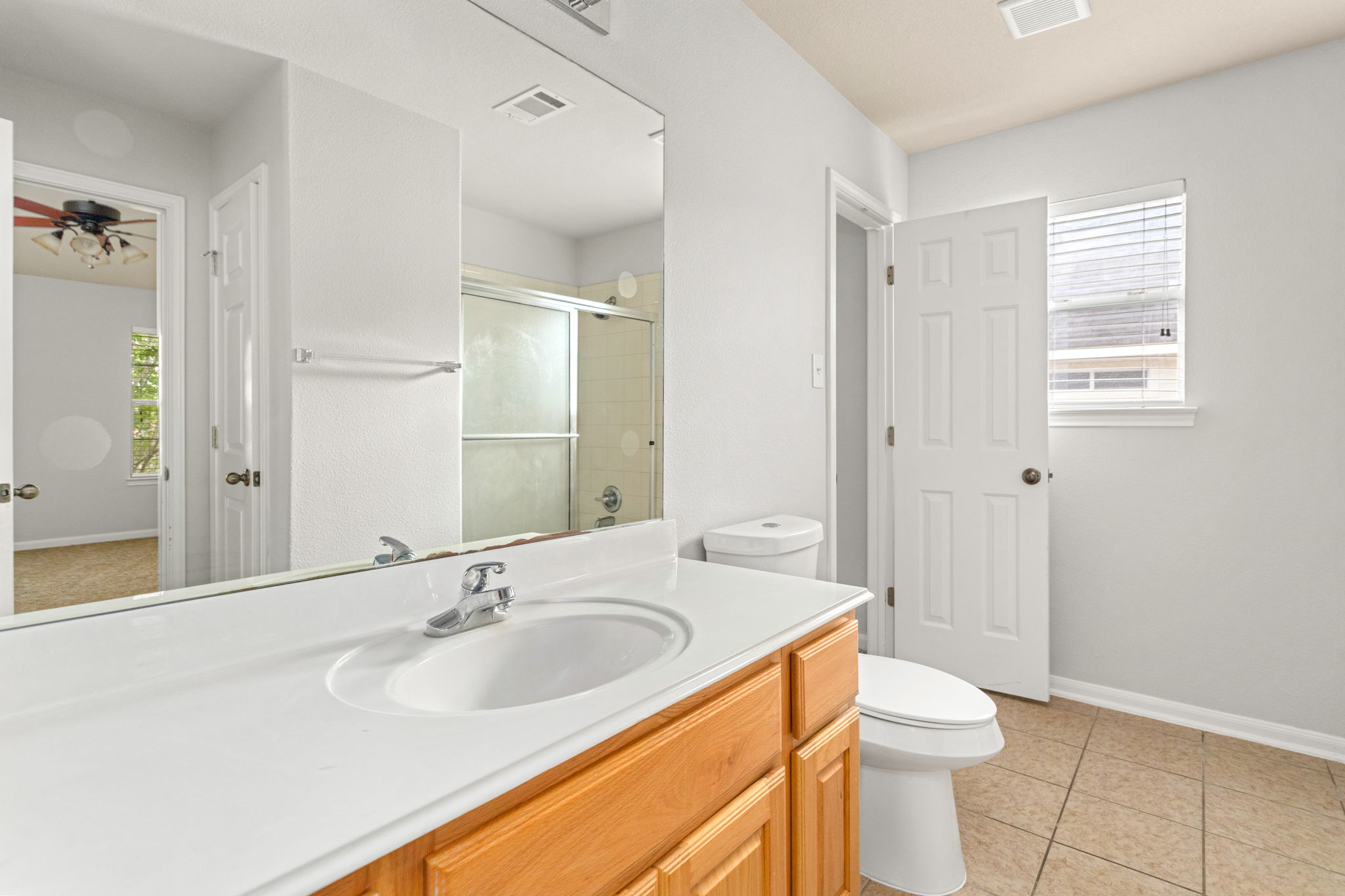 511 Enchanted Way, San Antonio, TX 78260 | MrHevia Media