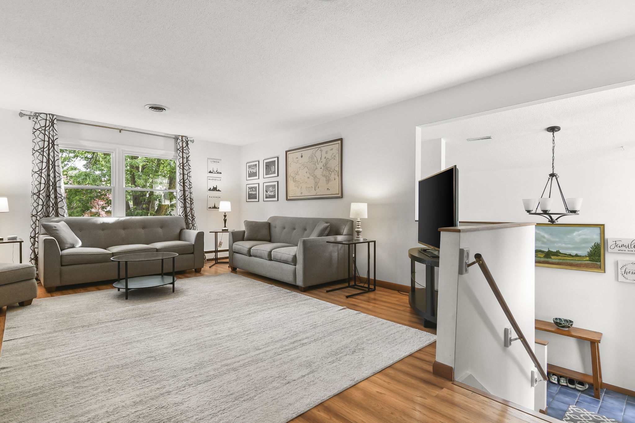 520 Vanderbilt Dr, Sherman, IL 62684 | Design Eyes Photography