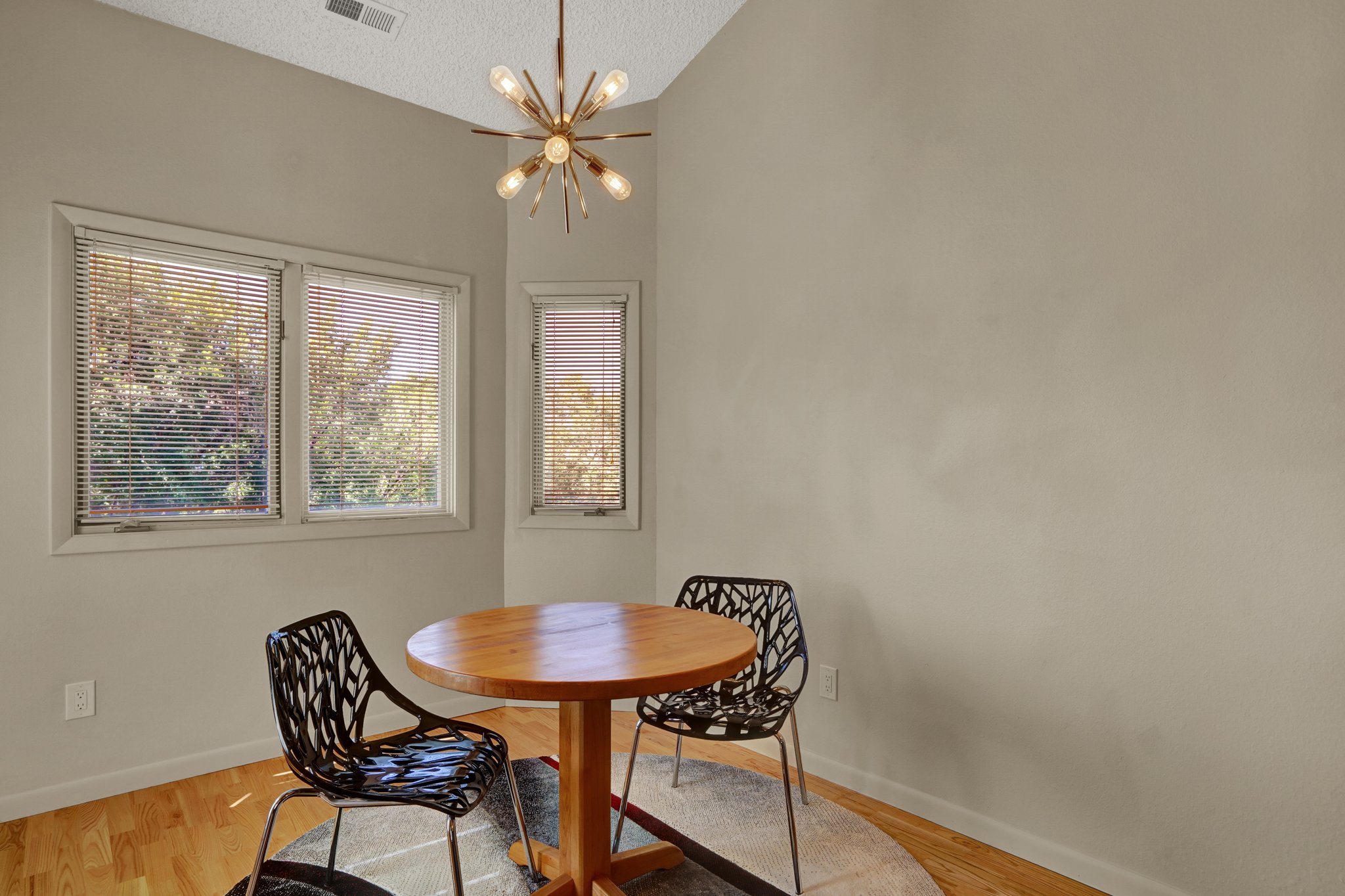 528 Observatory Dr, Colorado Springs, CO 80904 | PixVid
