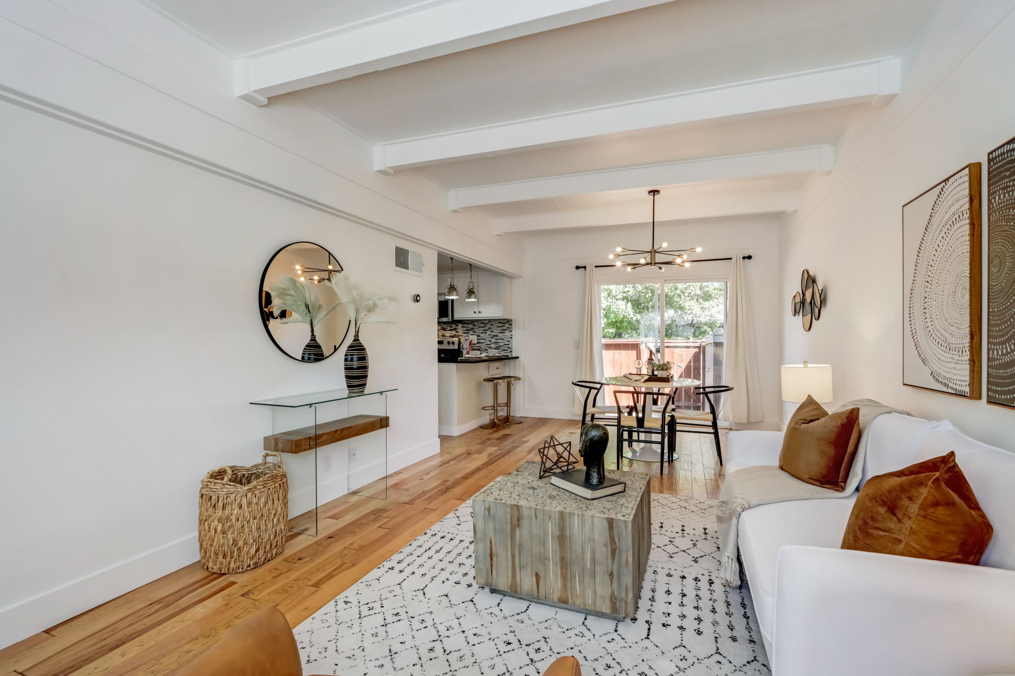 532 Tyrella Ave 29, Mountain View, CA 94043 | Zillow Media Experts