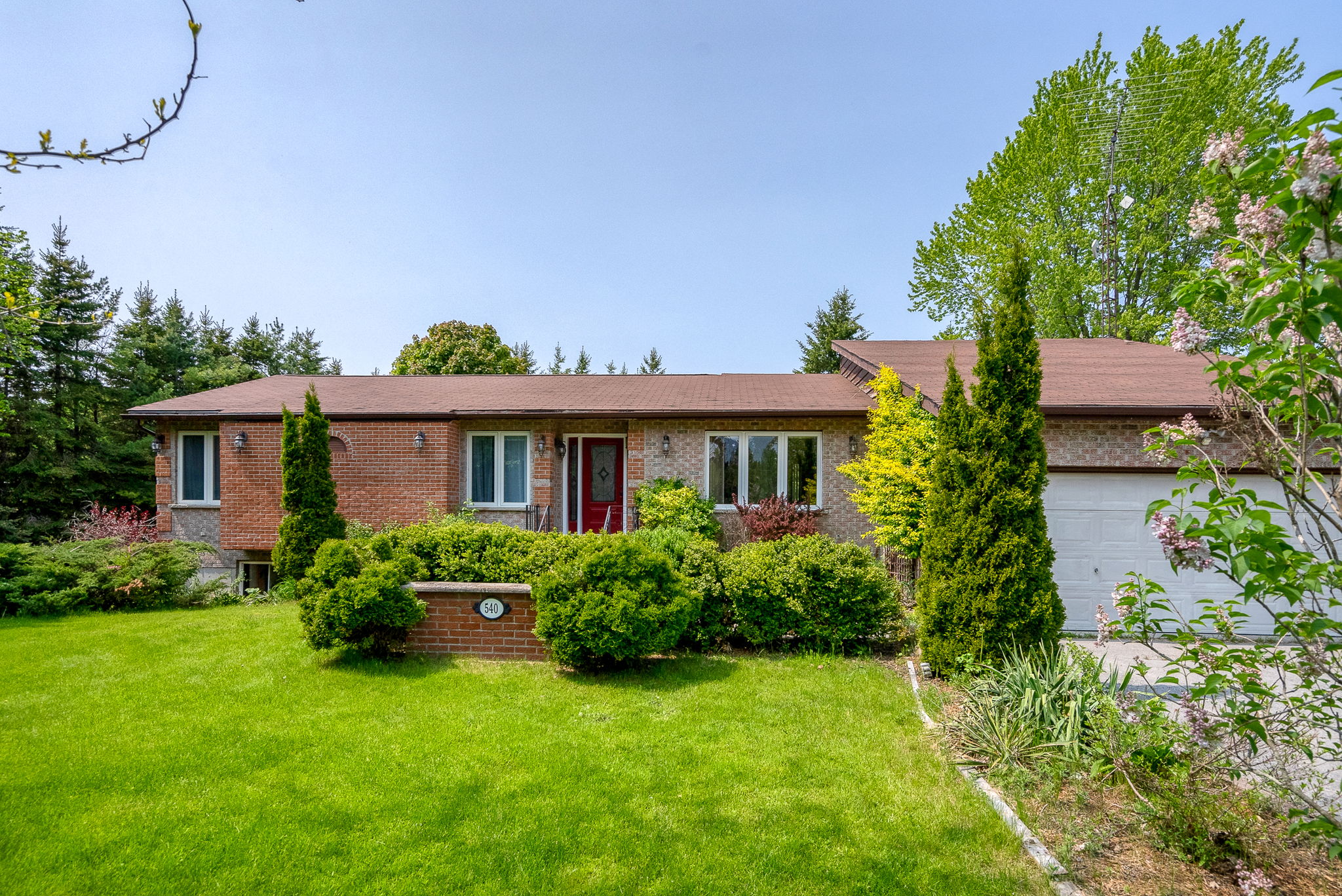 540 Dingman Rd Castleton | InsideOut Media