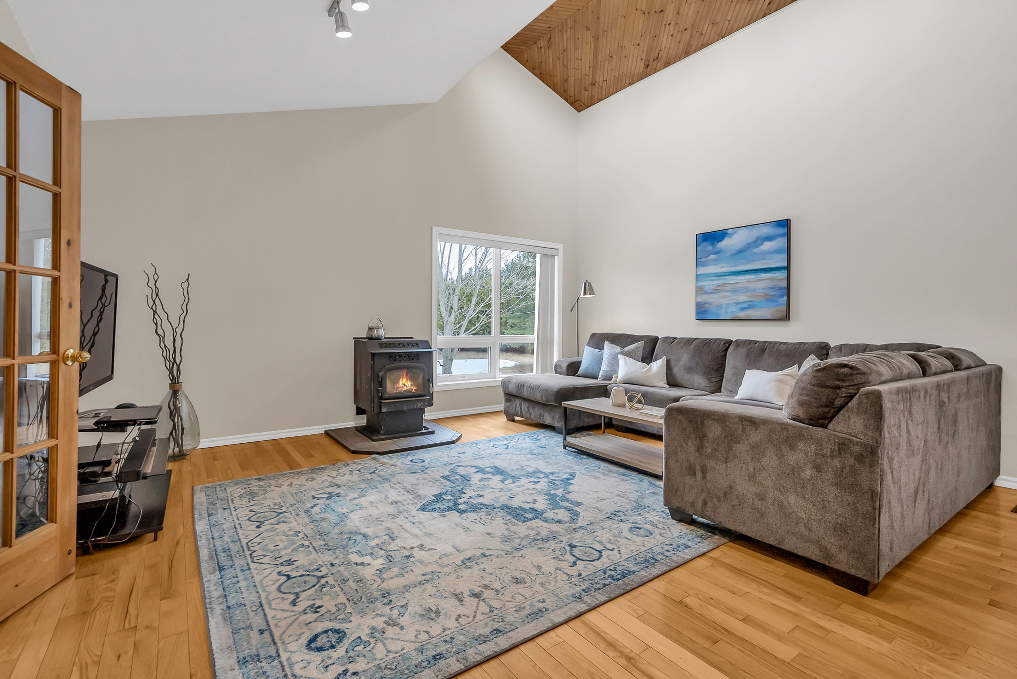 540 Dingman Rd Castleton | InsideOut Media