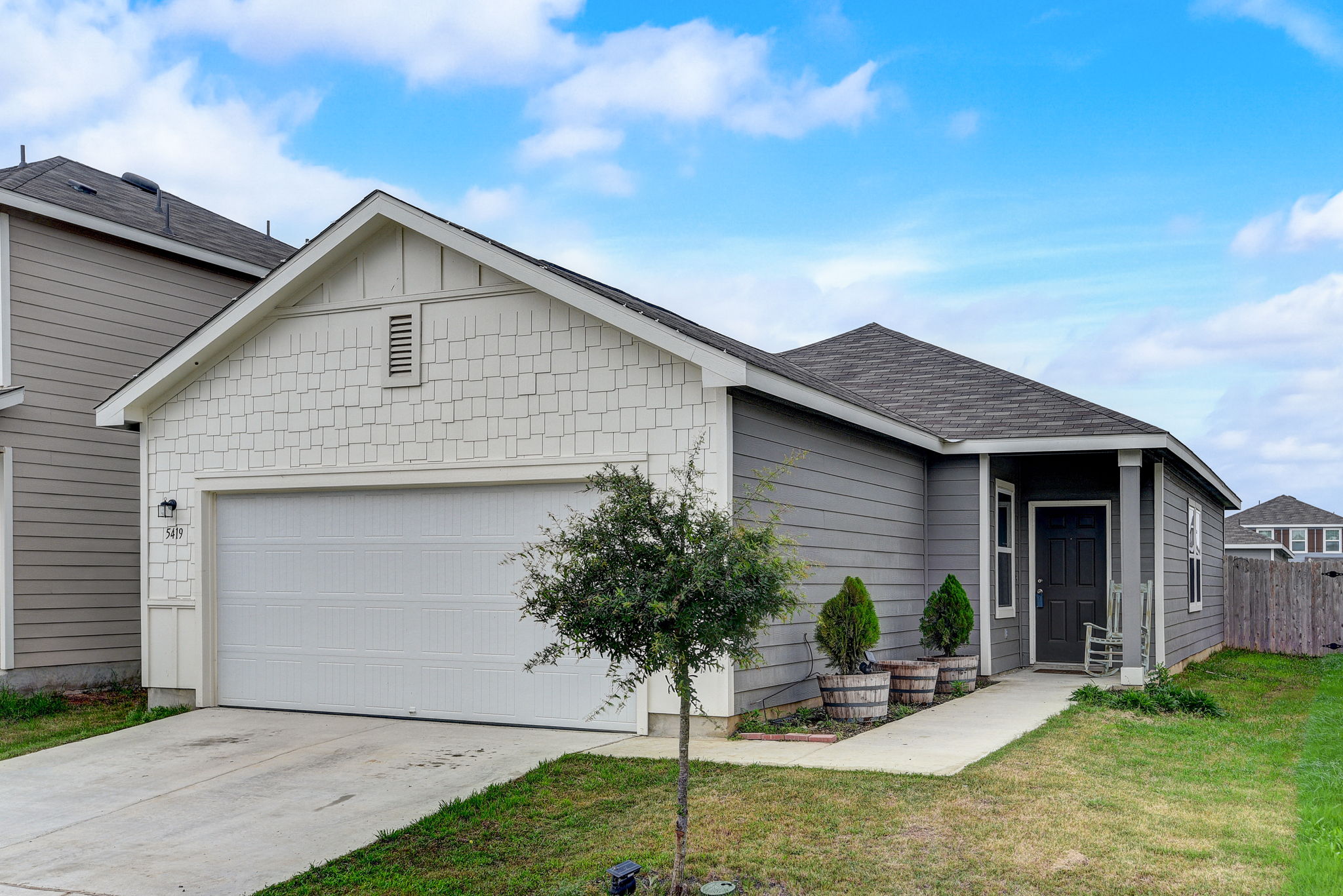 5419 RUE GIRARD CONVERSE TX 78109 | Zillow Media Experts