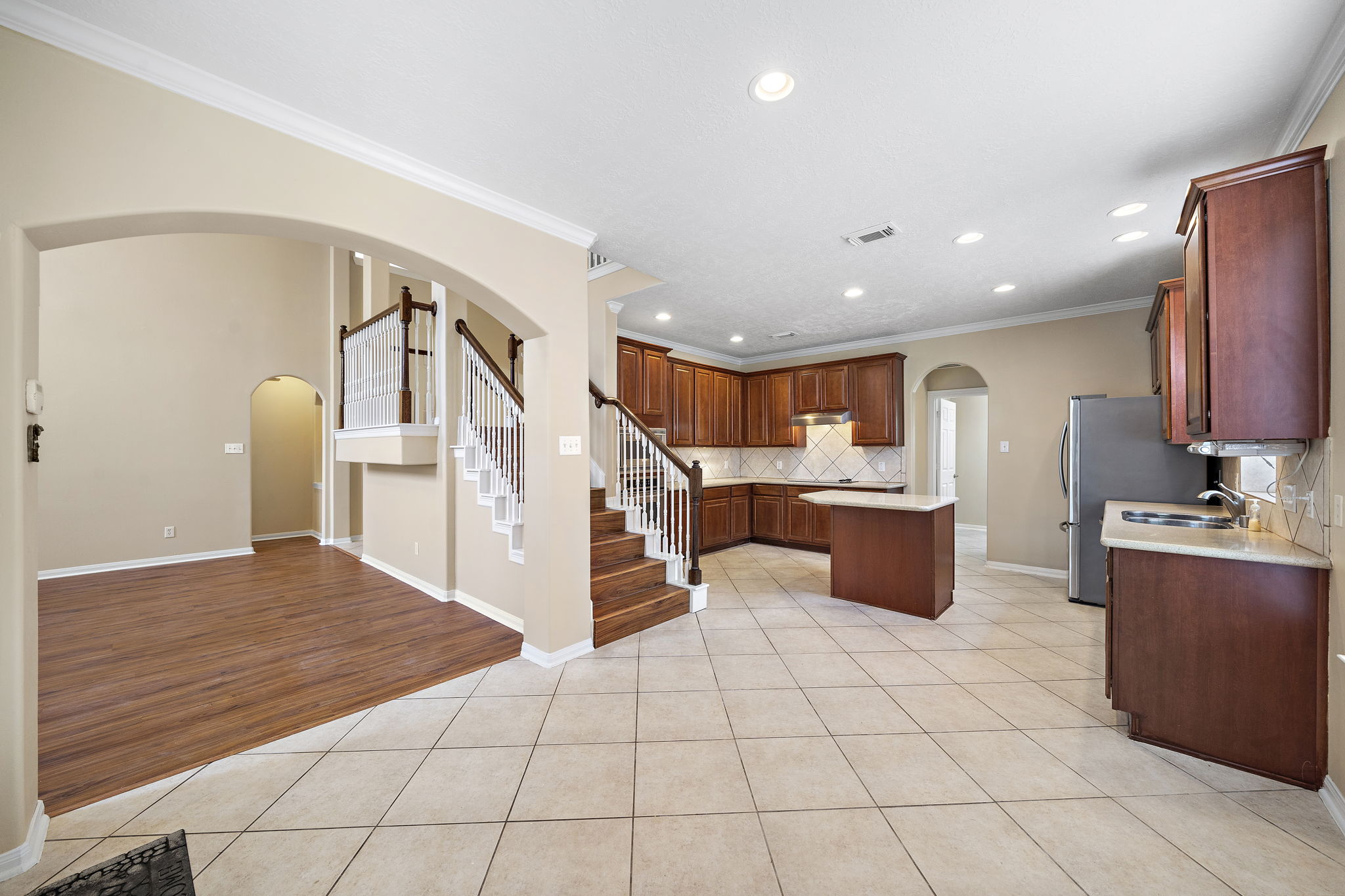 5515 Baron Ridge Ln, Katy, TX 77494 | Strata Visuals