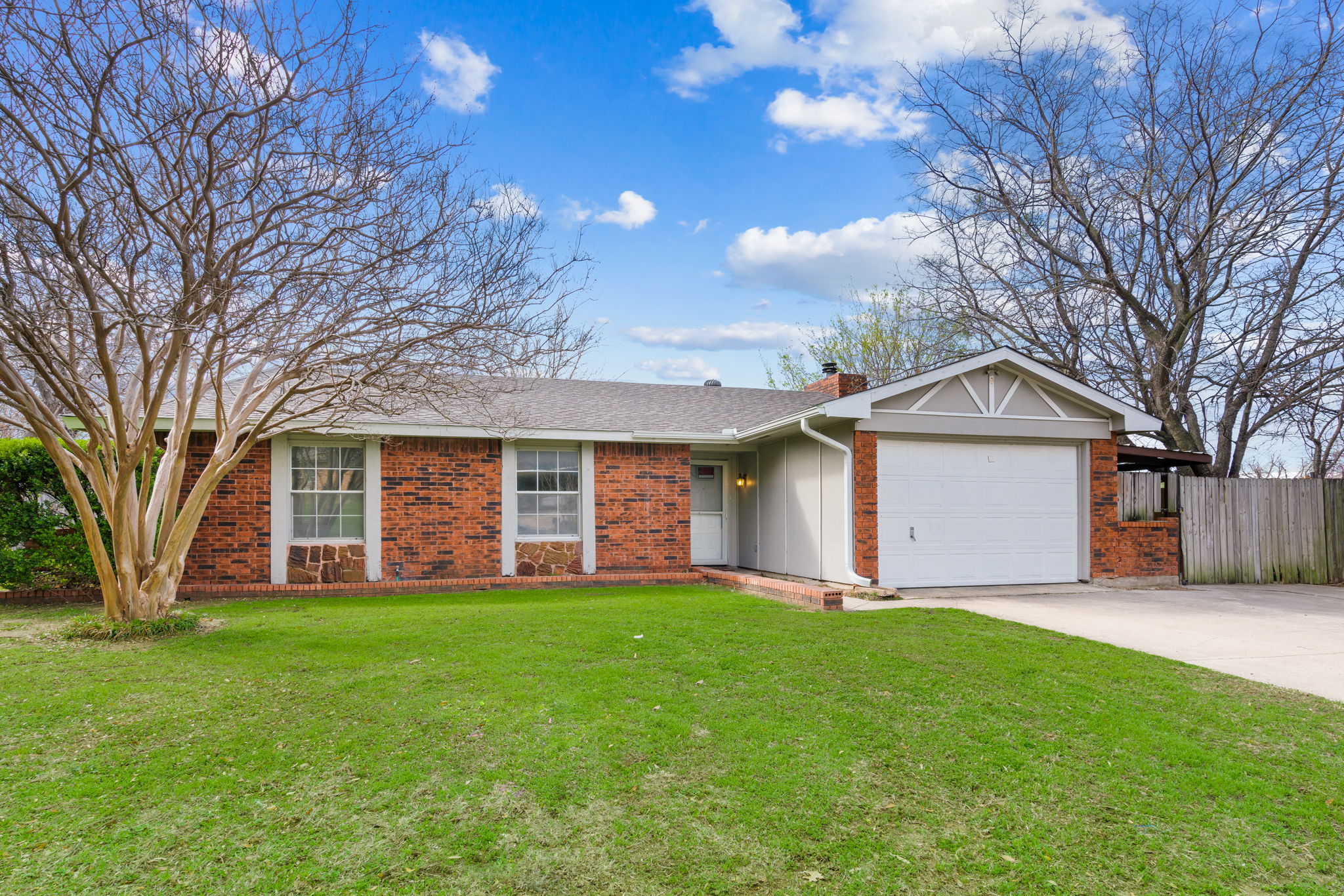 5604 Cherilee Ln, Haltom City, TX 76148