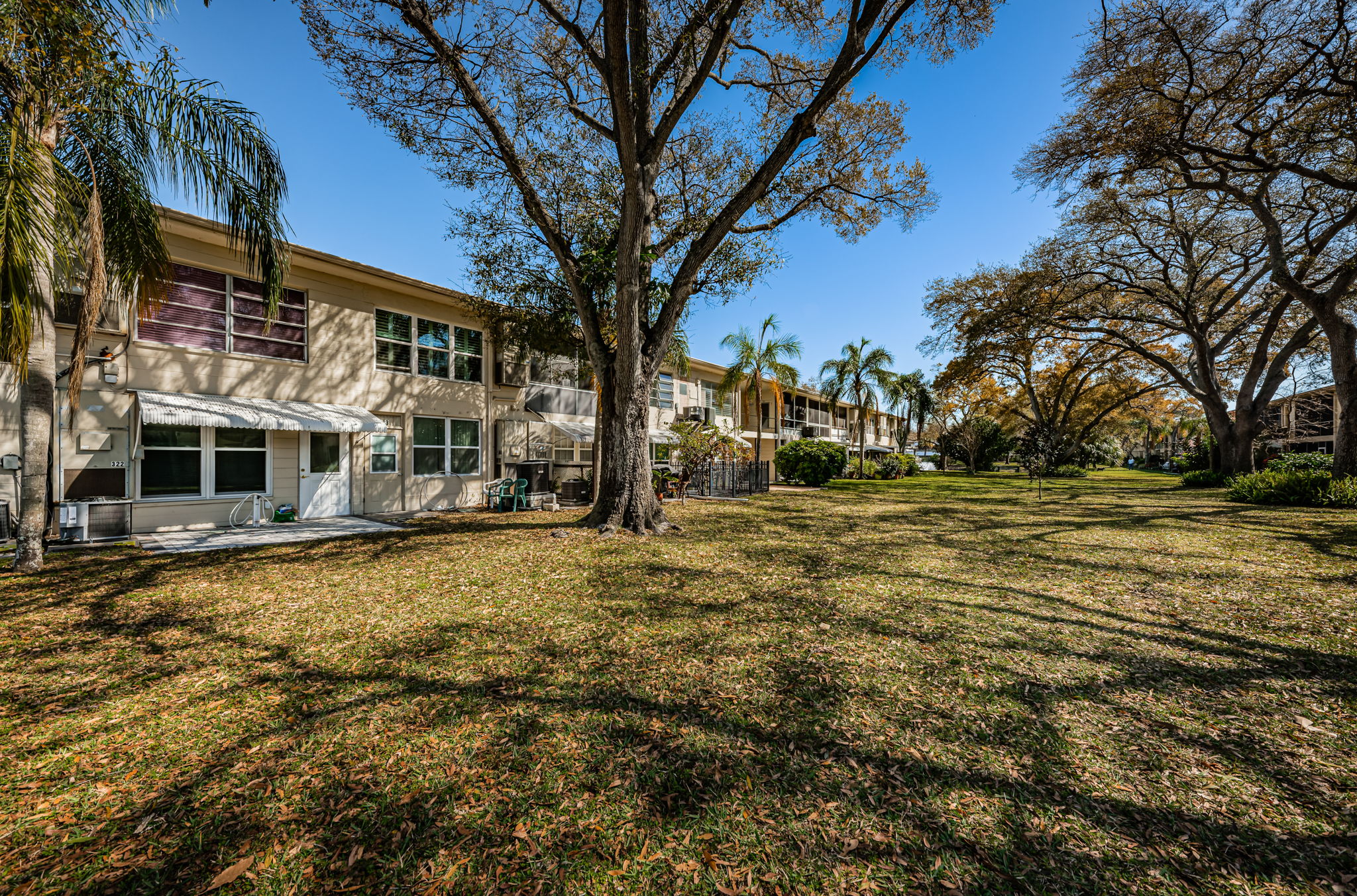 5694 40th Terrace N Unit 322, Kenneth City, FL 33709 | YourDigitalPro, Inc