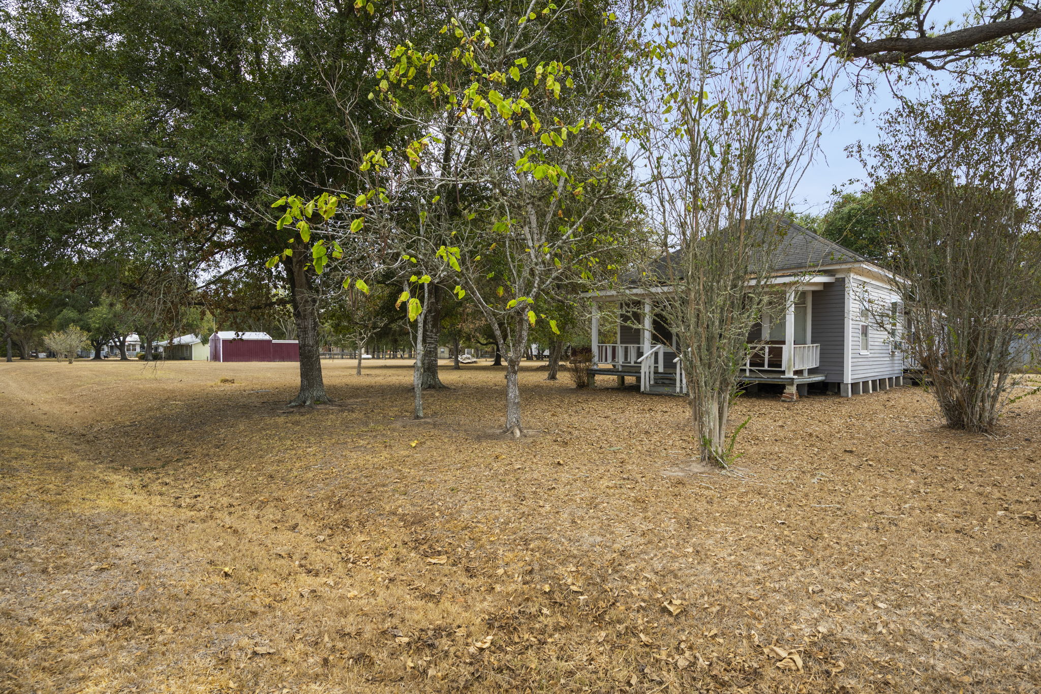 5713 W 1st St, Sheridan, TX 77475 | Studio Vos, Inc.