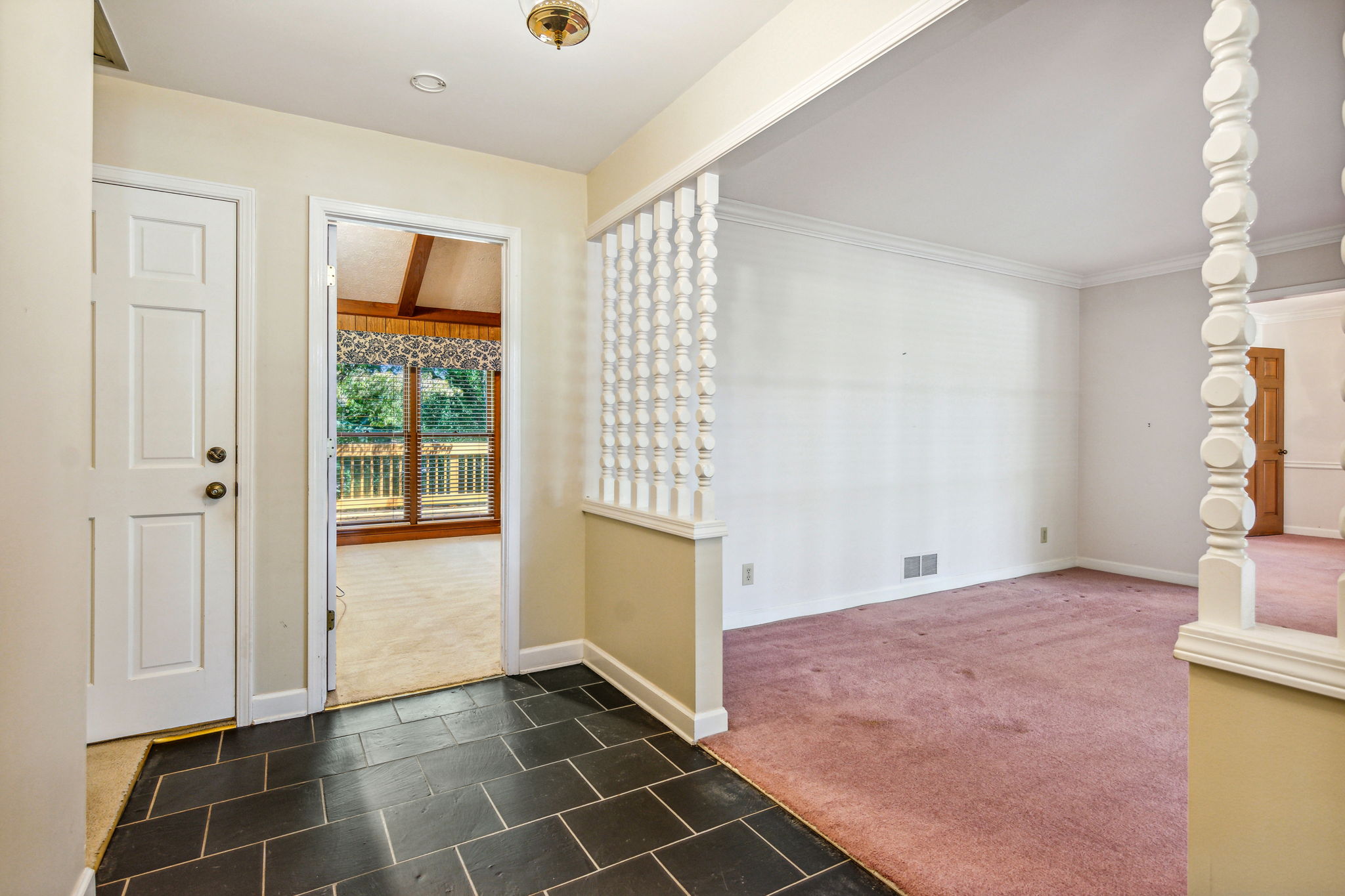 580 Rounsaville Rd, Roswell, GA 30076-1022, Fulton County | Local ...