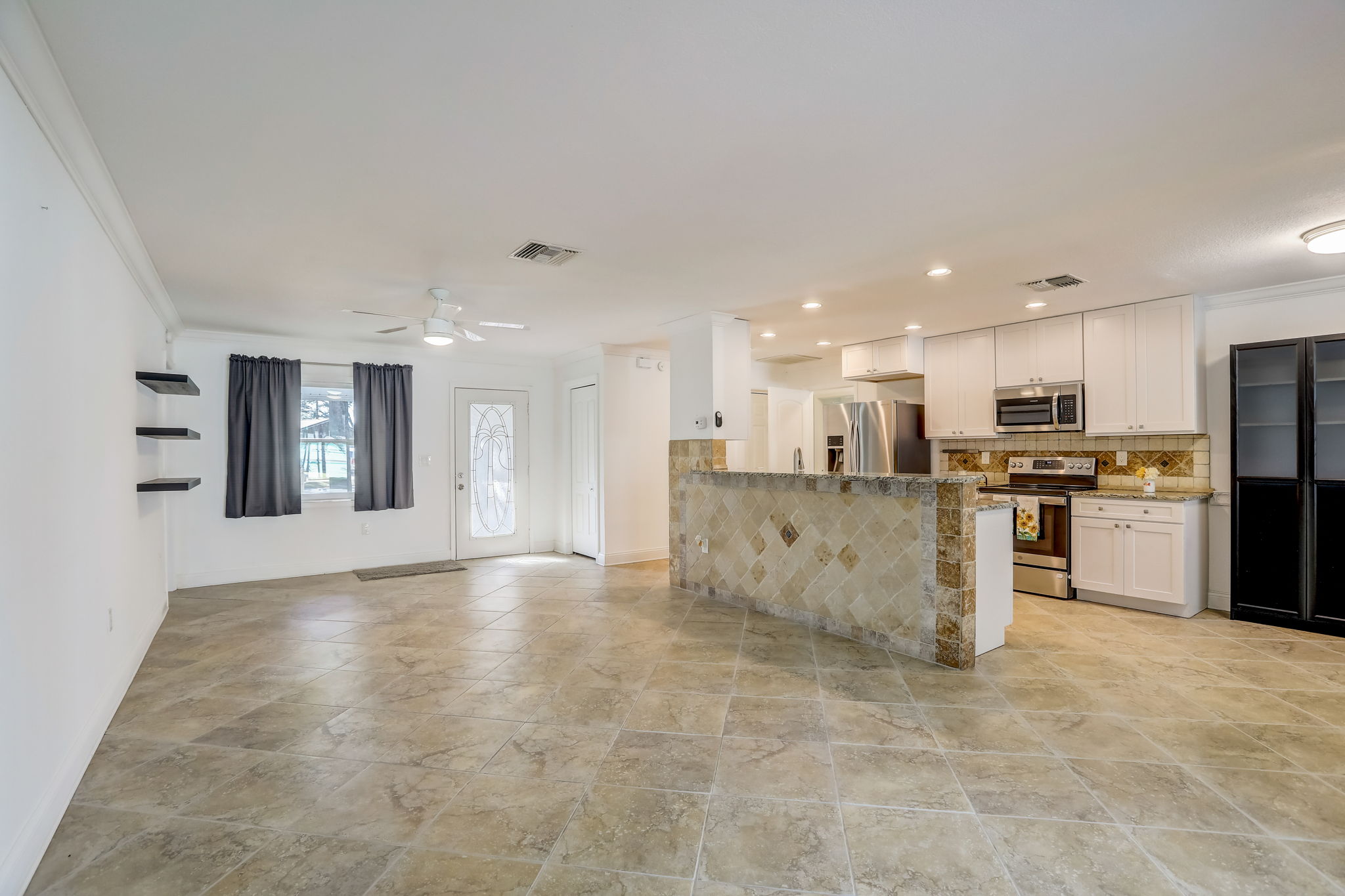 5967 114th Terrace N, Pinellas Park, FL 33782 | Zillow Media Experts