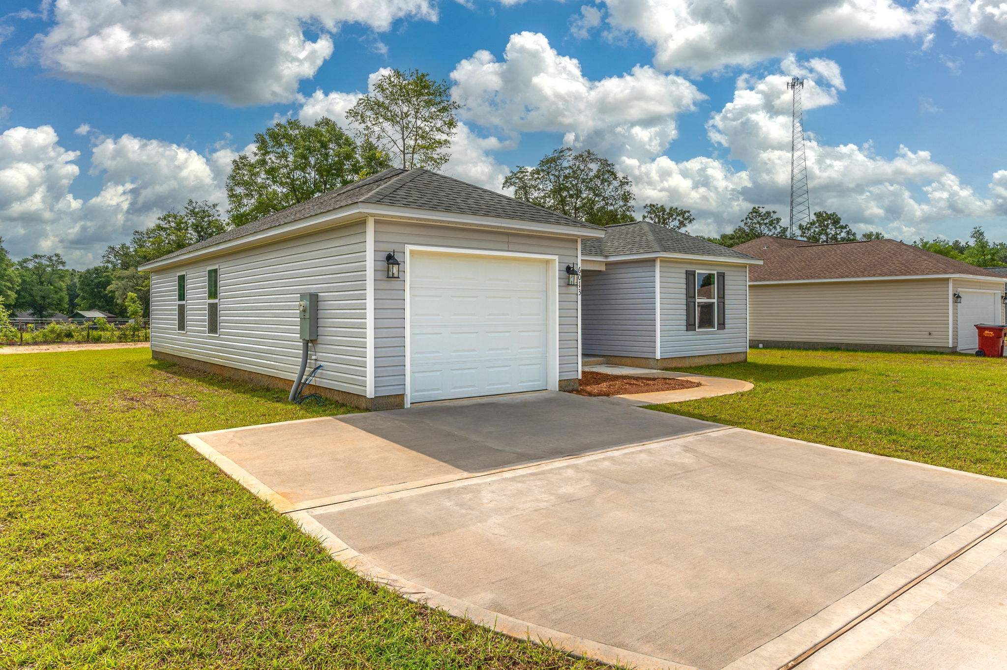 6013 Colton Blaine Ct, Crestview, FL 32539 | J Beard Graphics