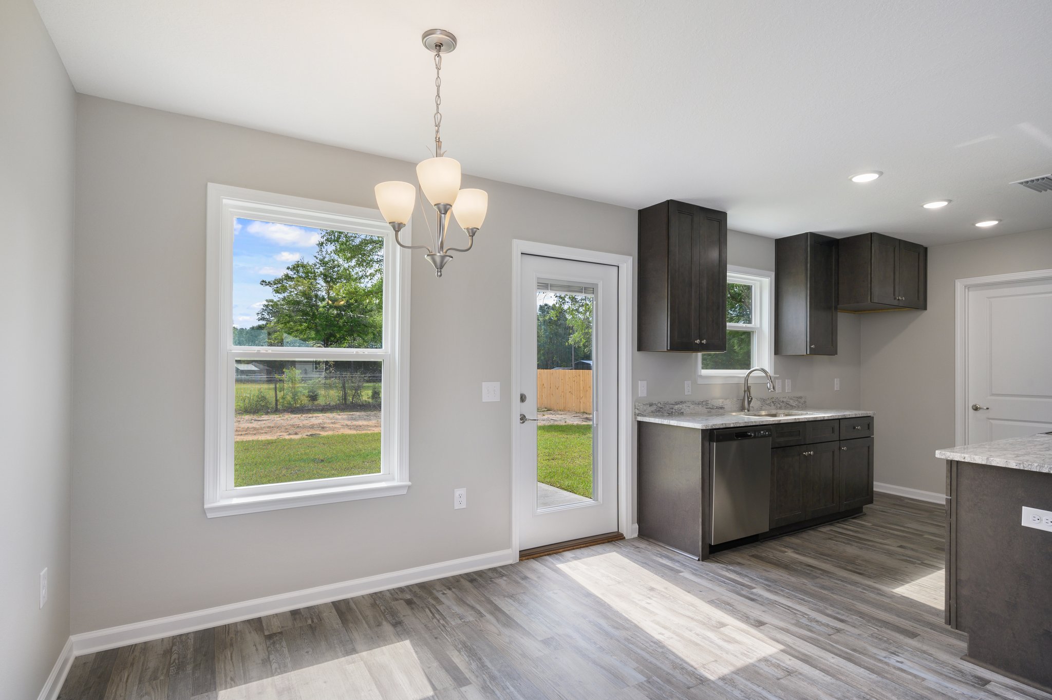 6013 Colton Blaine Ct, Crestview, FL 32539 | J Beard Graphics