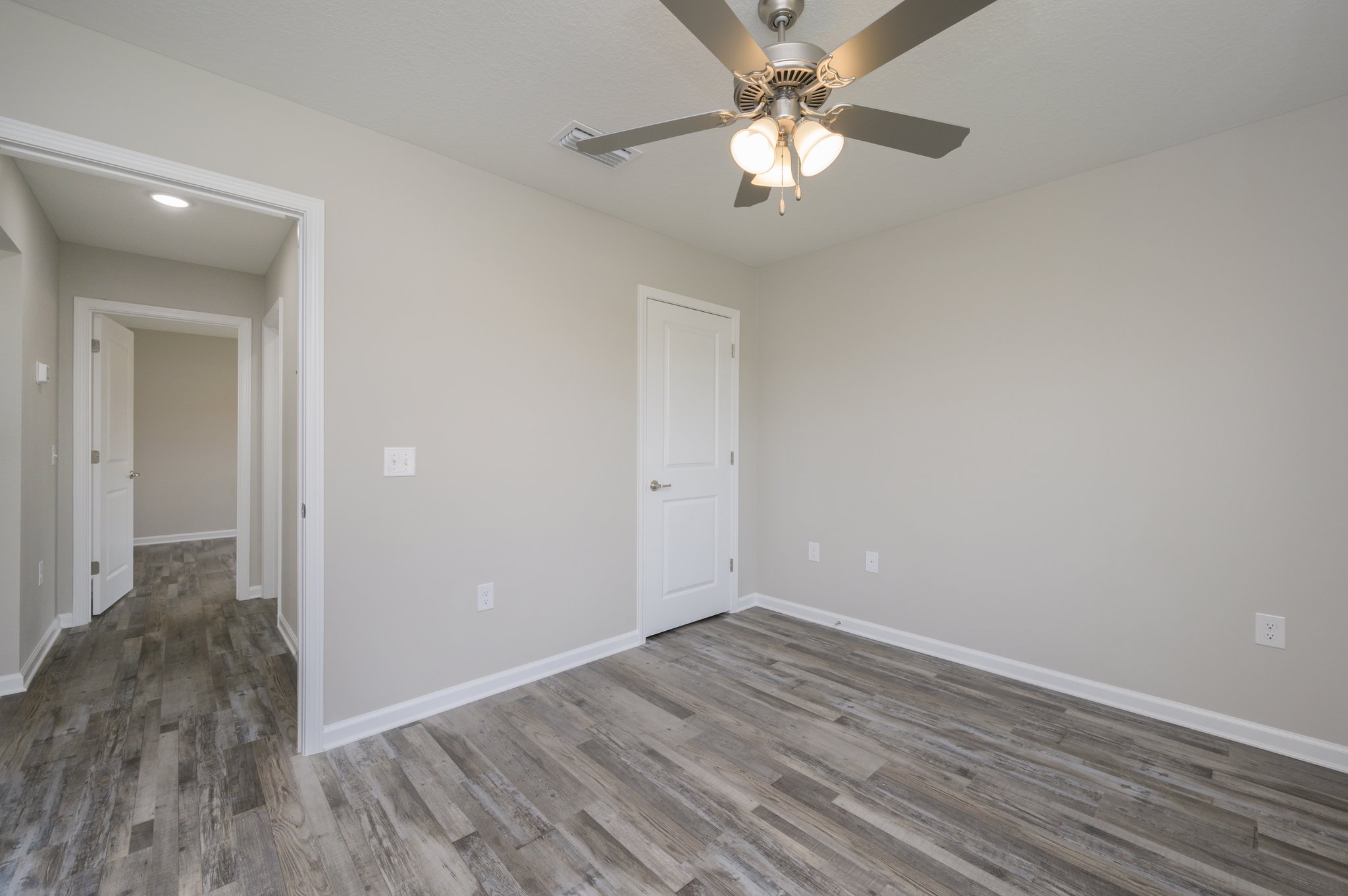 6013 Colton Blaine Ct, Crestview, FL 32539 | J Beard Graphics