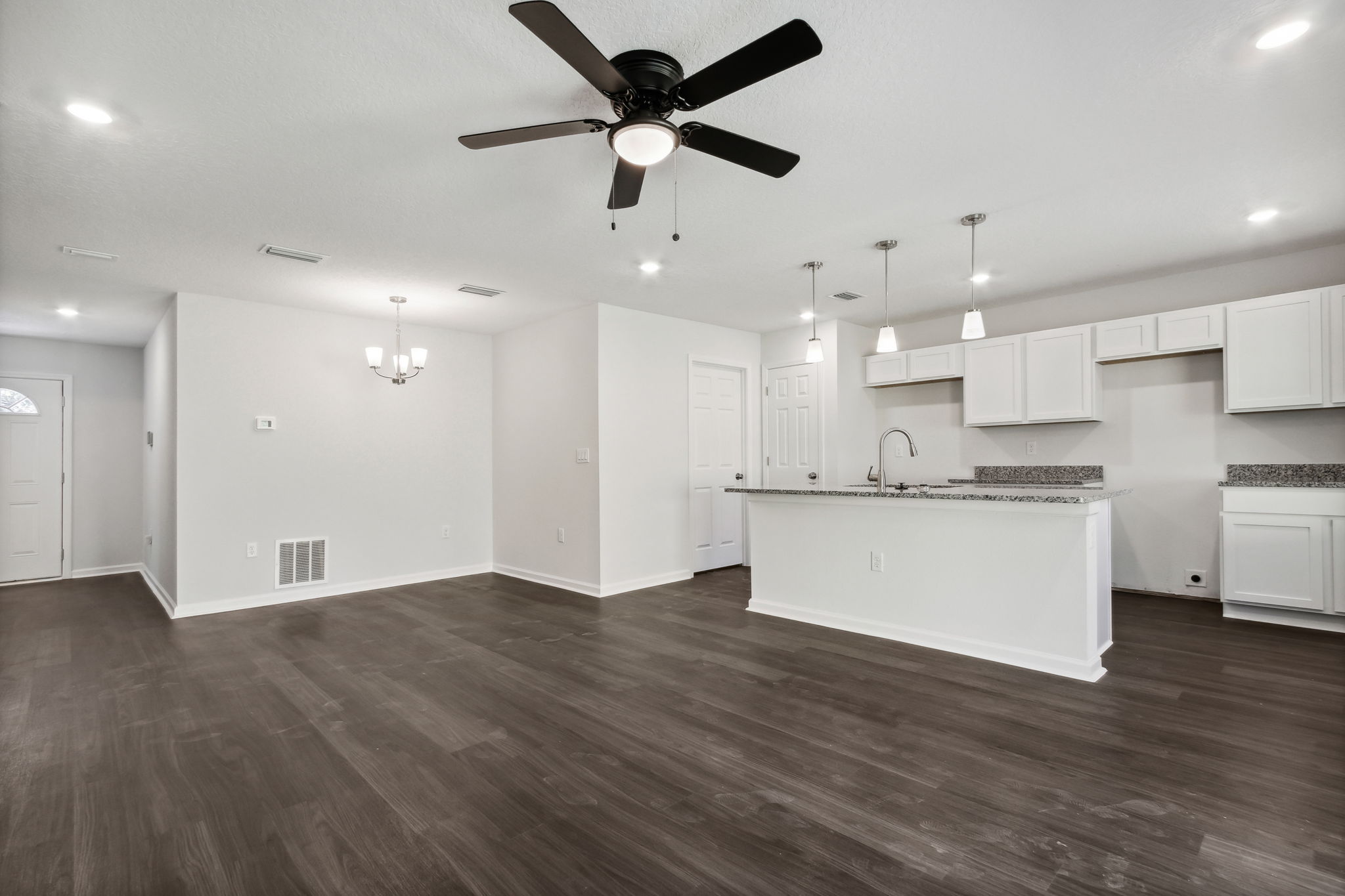 6031 Moncrief Rd W, Jacksonville, FL 32219 | ECVT Real Estate Photography