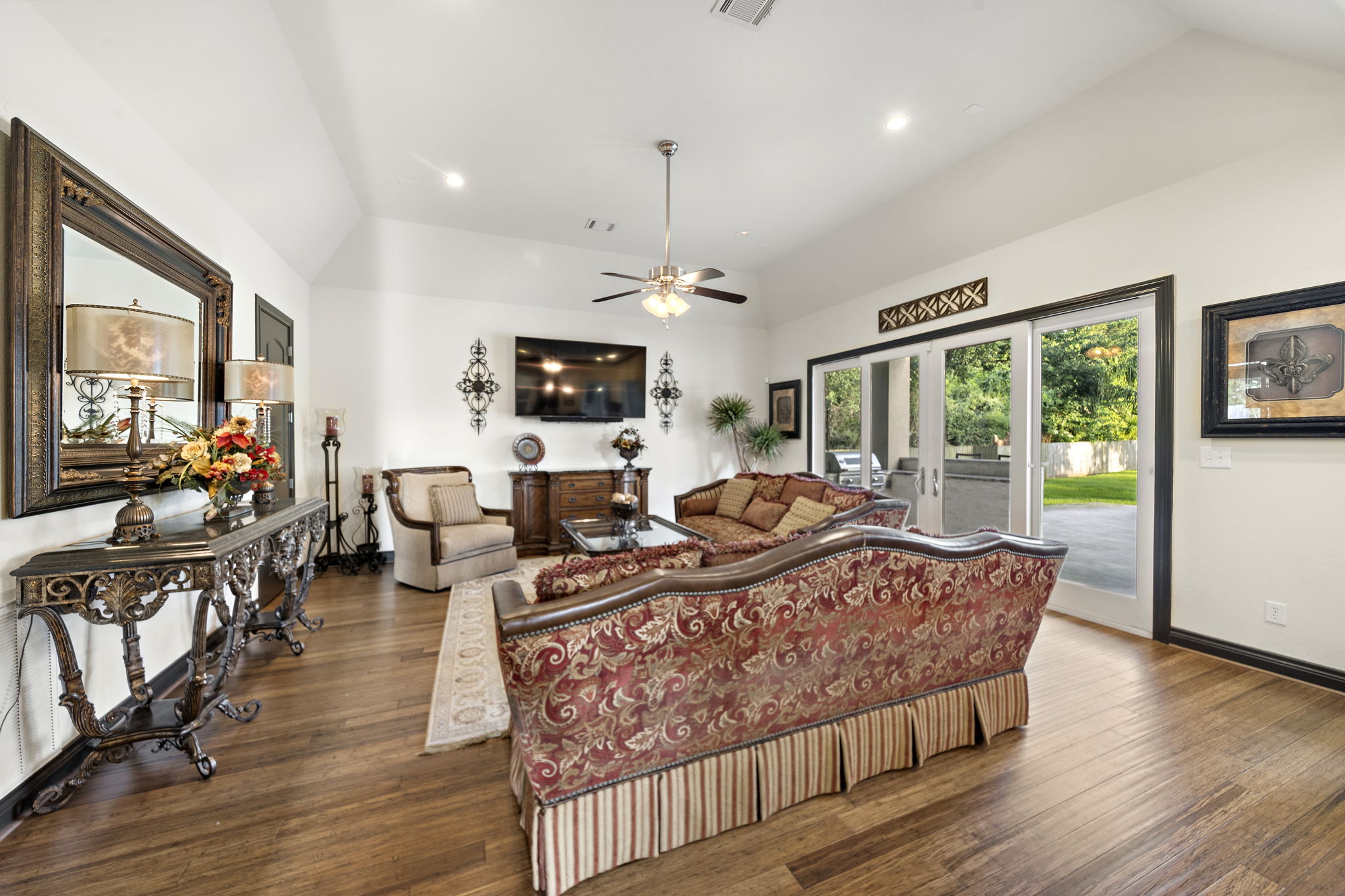 6118 Valhalla Dr, Spring, TX 77379 | Strata Visuals