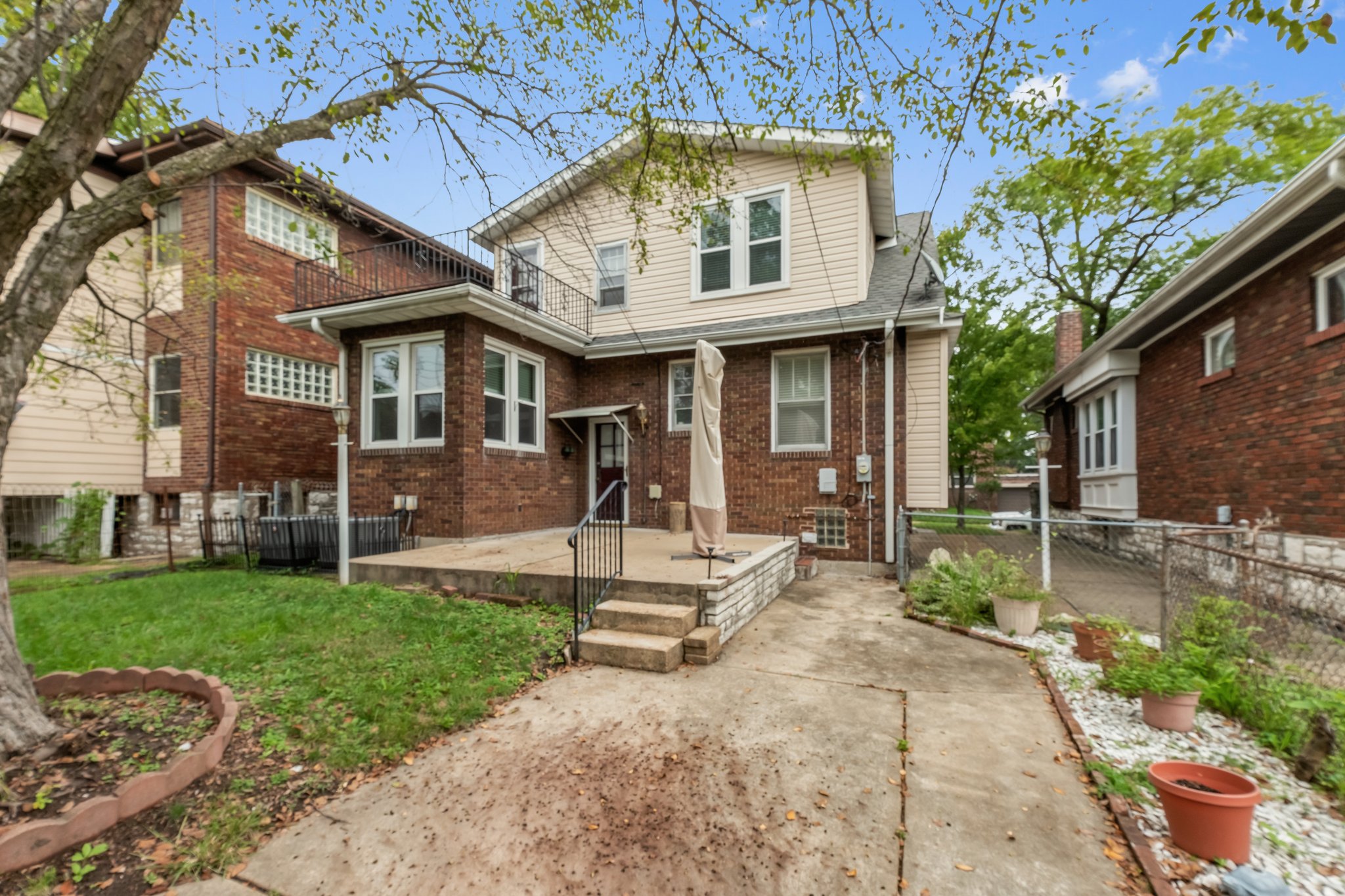 6125 Dewey Ave, St. Louis, MO 63116 | Aaron Kranz Photography