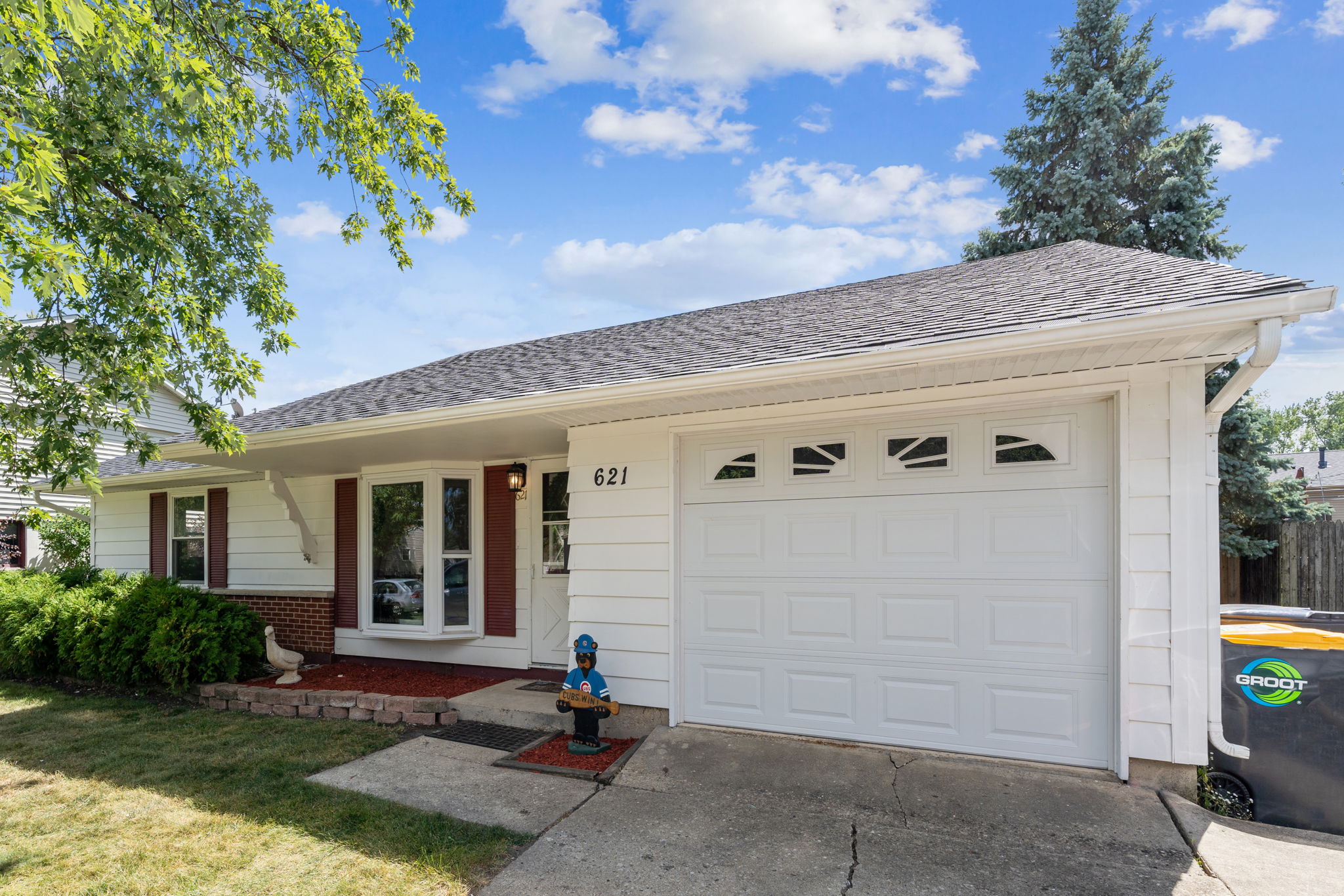 621 Pleasant Pl, Streamwood, IL 60107 | Archi-Pix