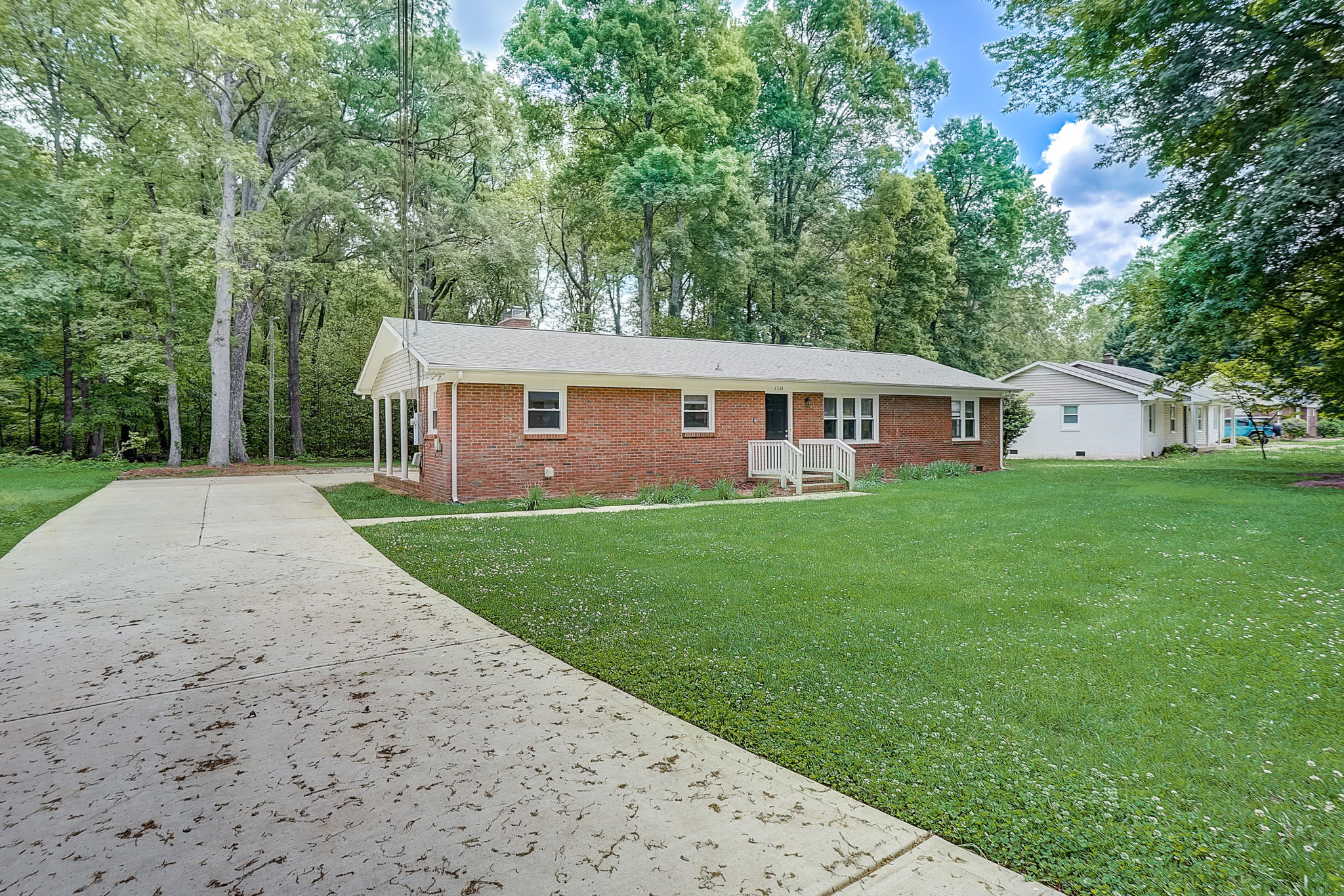 6344 Bandy Dr, Charlotte, NC 28215 | Zillow Media Experts
