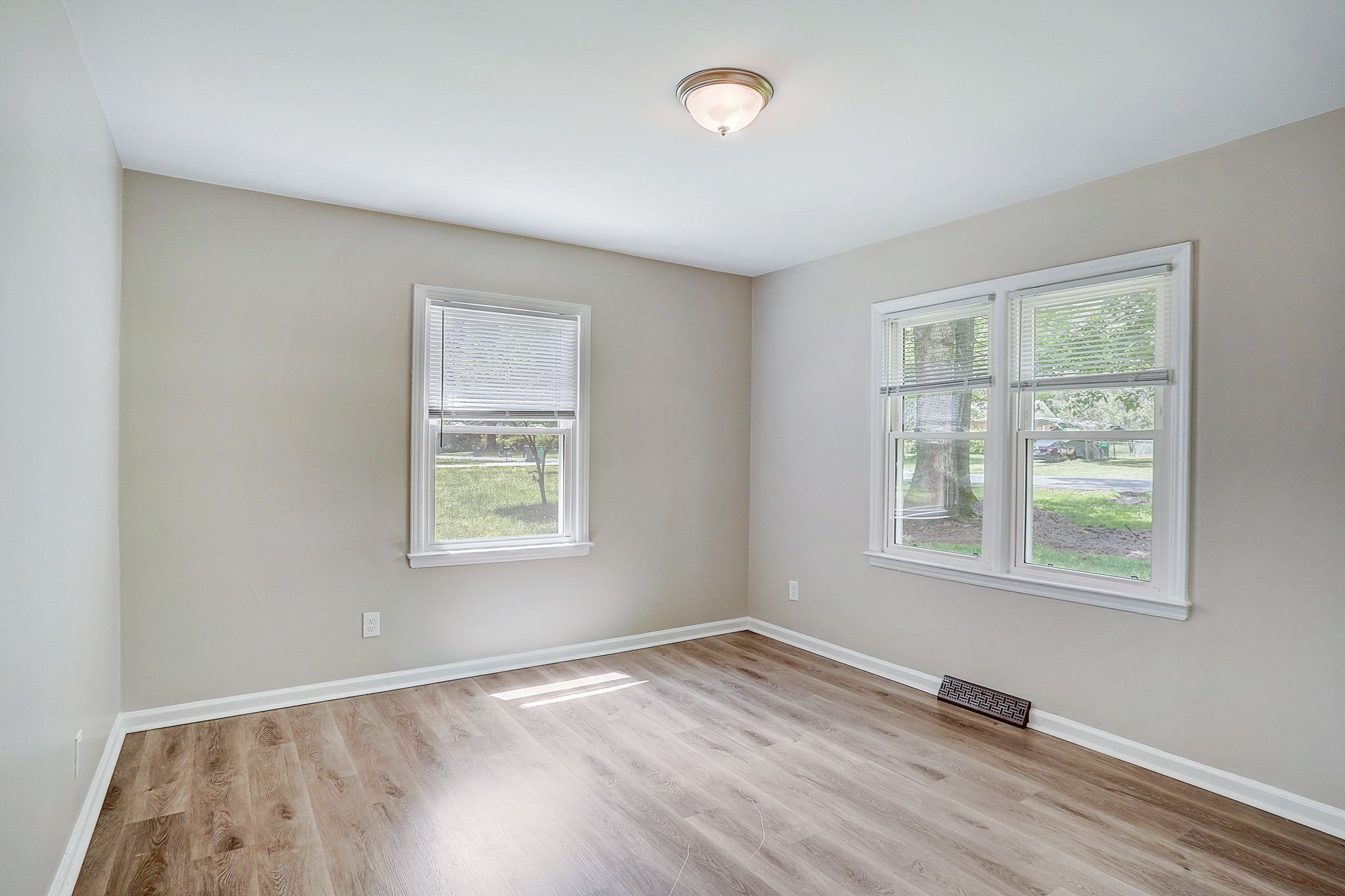 6344 Bandy Dr, Charlotte, NC 28215 | Zillow Media Experts