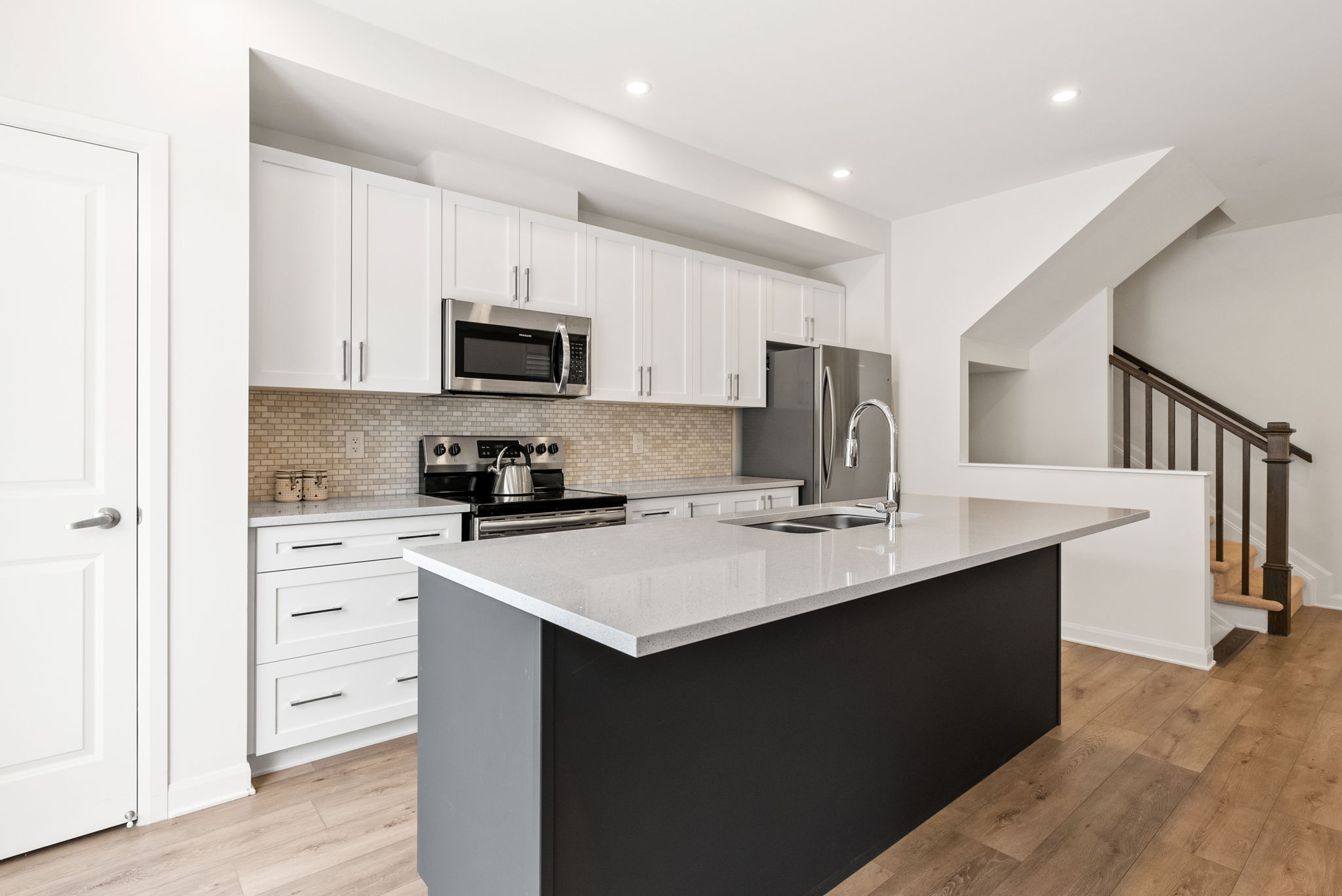 653 Prominence Way, Ottawa, ON K4A 3W6 | Inside Ottawa Media