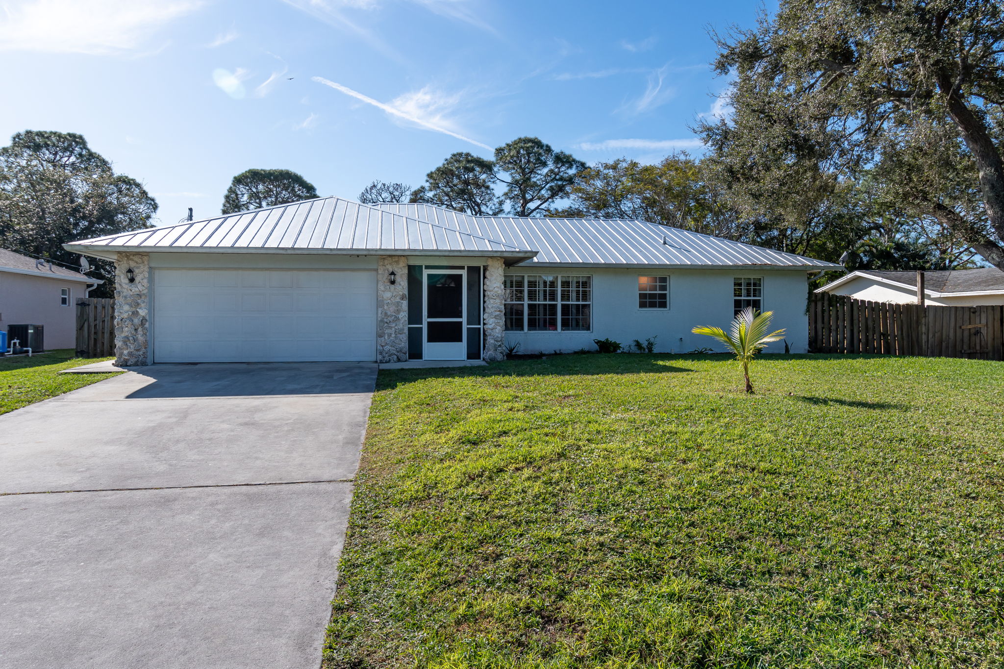 6505 Pensacola Rd, Fort Pierce, FL 34951 | Daisy Burns Photography