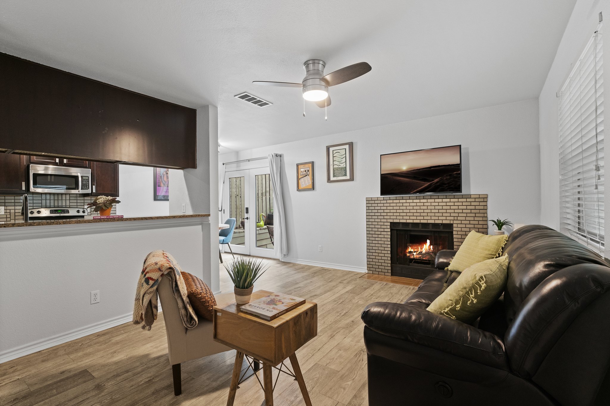6700 Cooper Ln 20, Austin, TX 78745