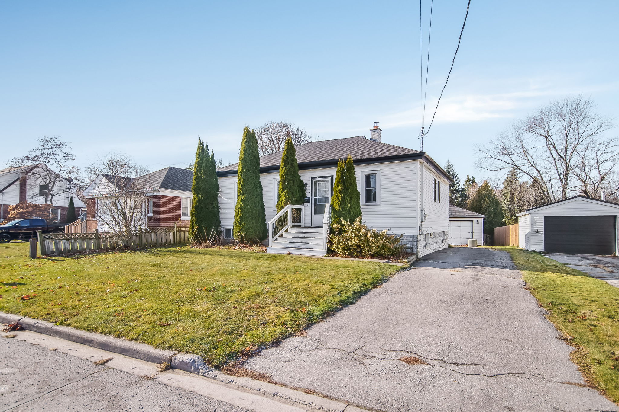 681 Sinclair St | Reid Media Agency