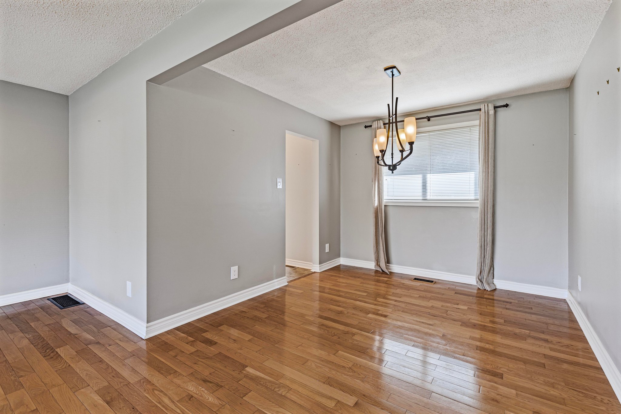 7 John Ave, New Tecumseth, ON L9R 1J8 | Wylieford.com