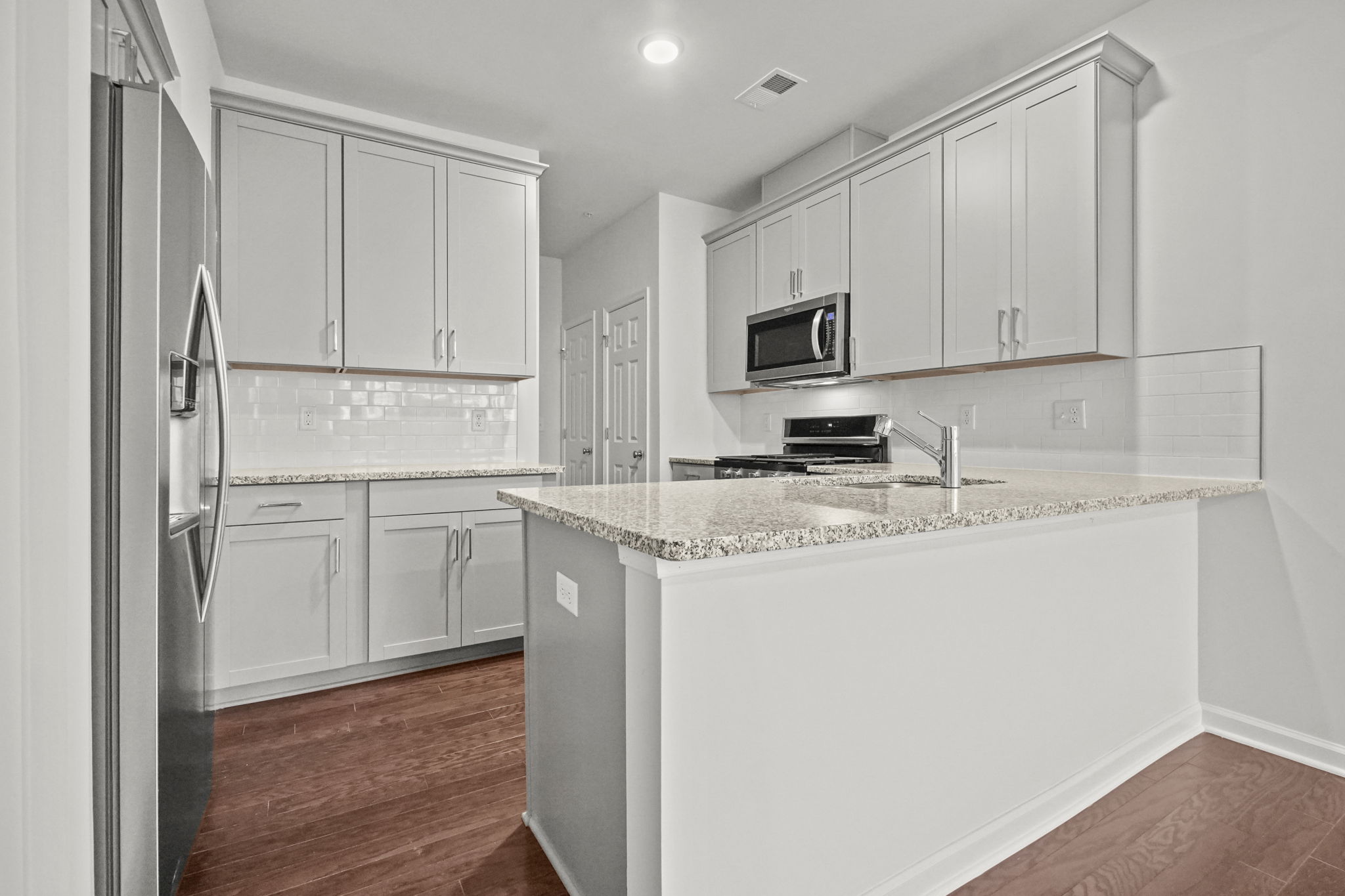 70 Leahy Dr | Wood-Ridge NJ