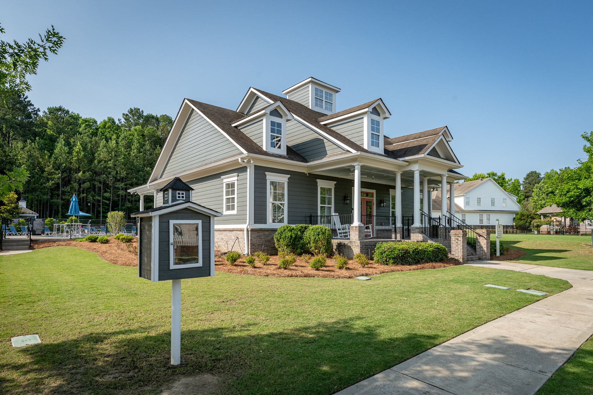 702 Rosebury Rd, Helena, AL 35080 | DoubleOak ArtWorks