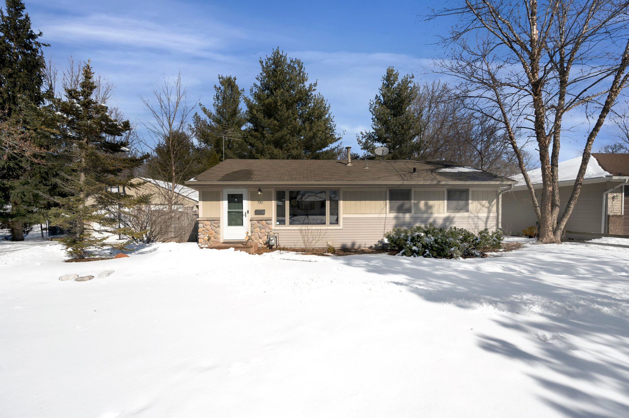 7313 Kyle Ave N, Brooklyn Park, MN 55443 | Nordy Photography