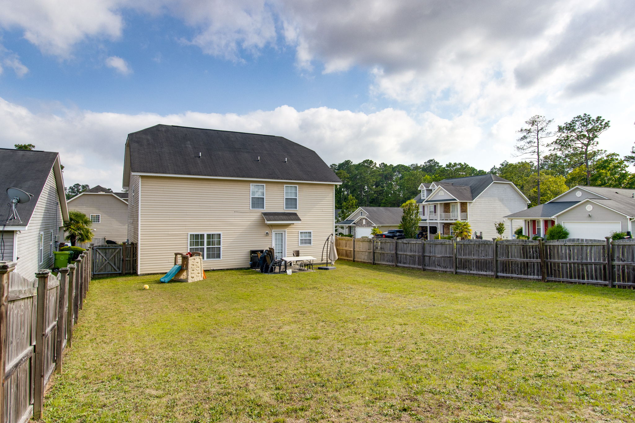 740 AppleGate Ln, Columbia, SC 29209