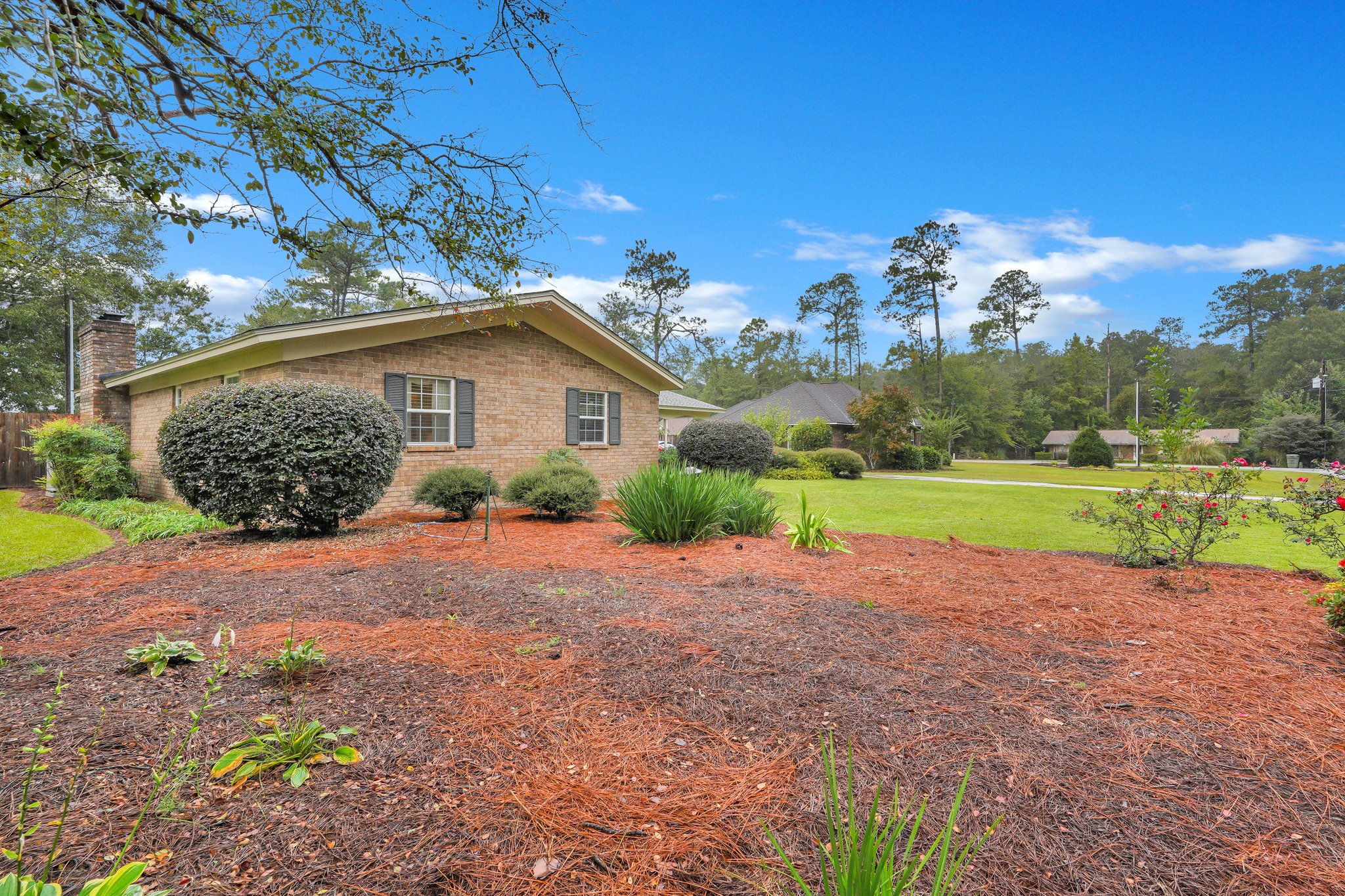 745 Burton Ave, Metter, GA 30439 | Elevated Coastal Productions