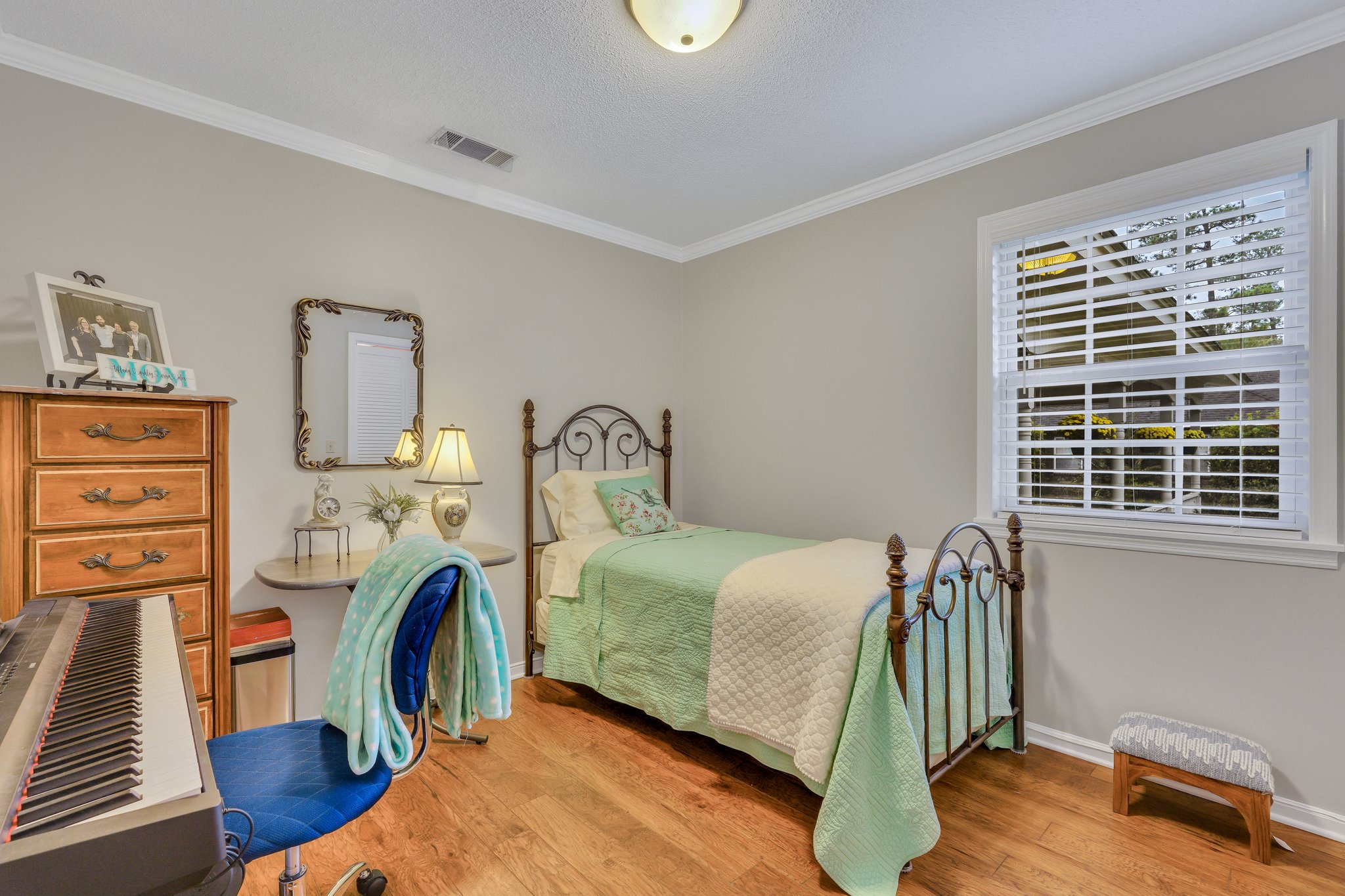 745 Burton Ave, Metter, GA 30439 | Elevated Coastal Productions